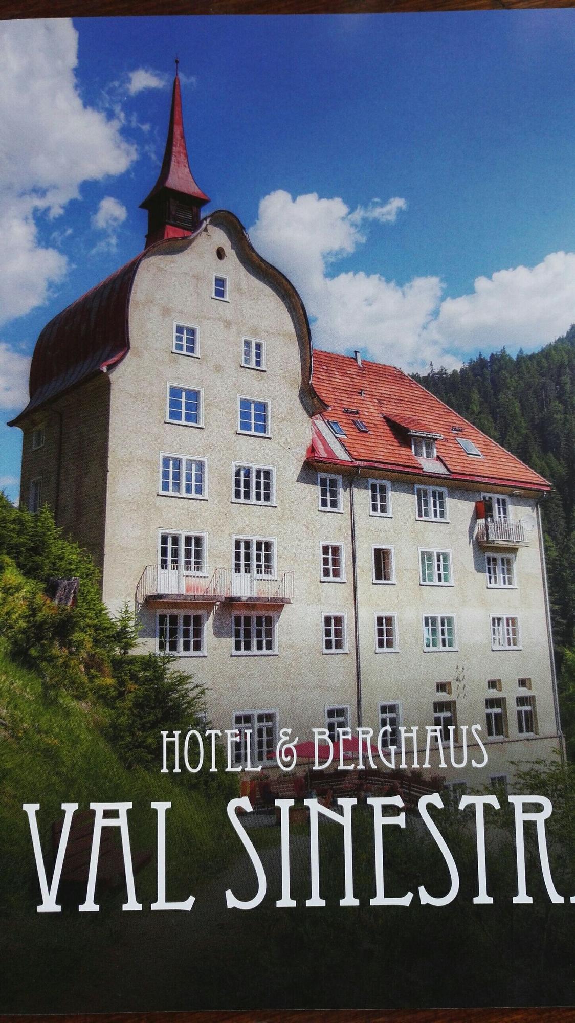 Hotel Val Sinestra | Scuol, GR | EV Station