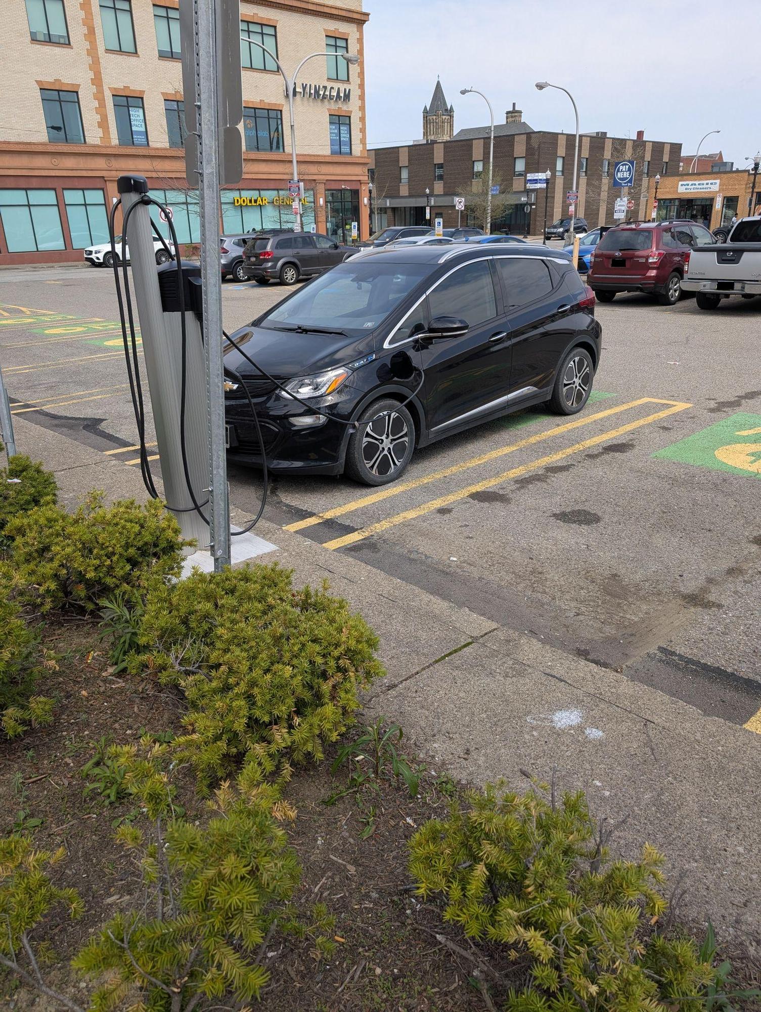 Sheridan & Kirkwood Parking Plaza | Pittsburgh, PA | EV Station