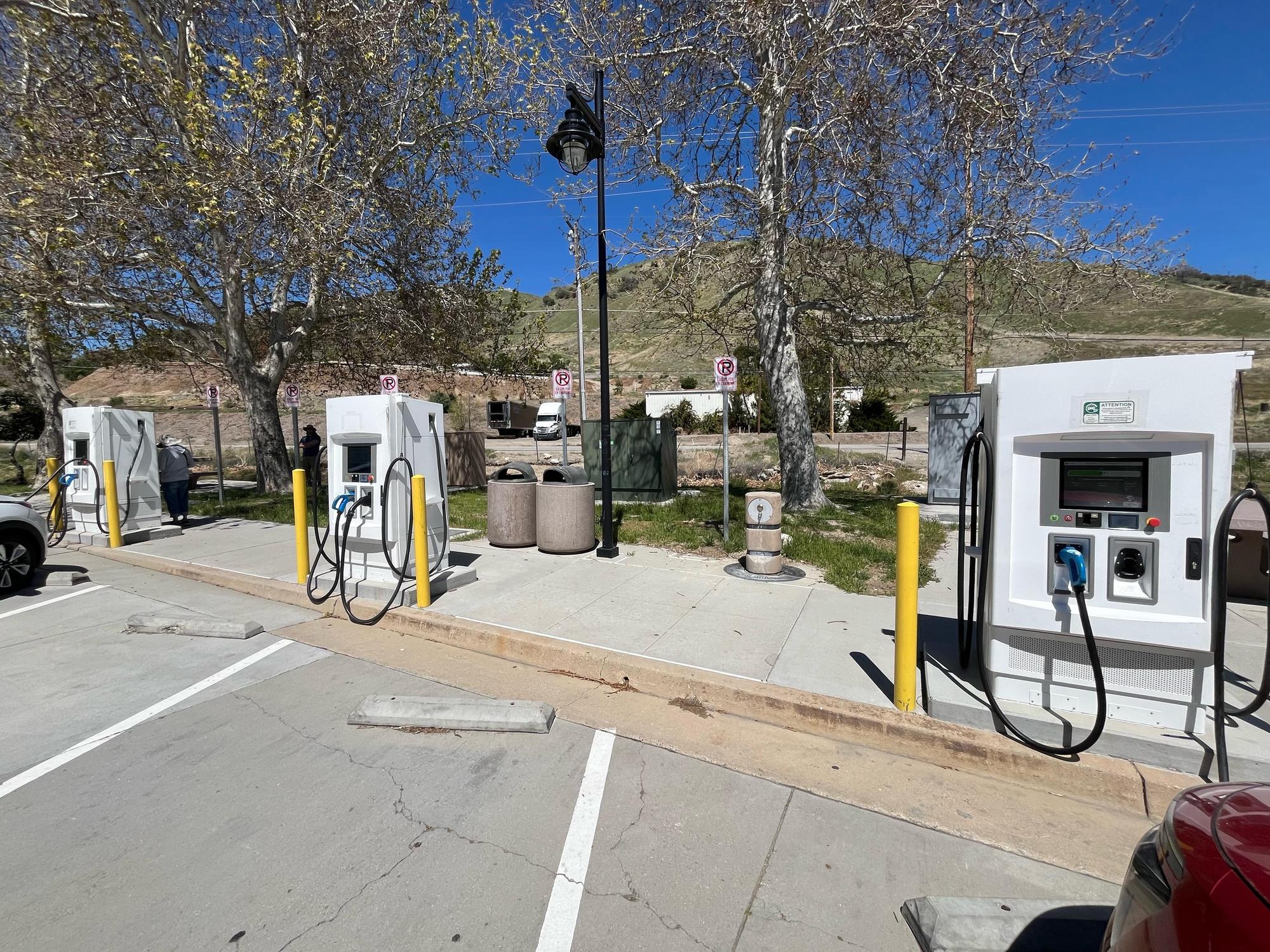 Tejon Pass Rest Area - Southbound | Lebec, CA | EV Station