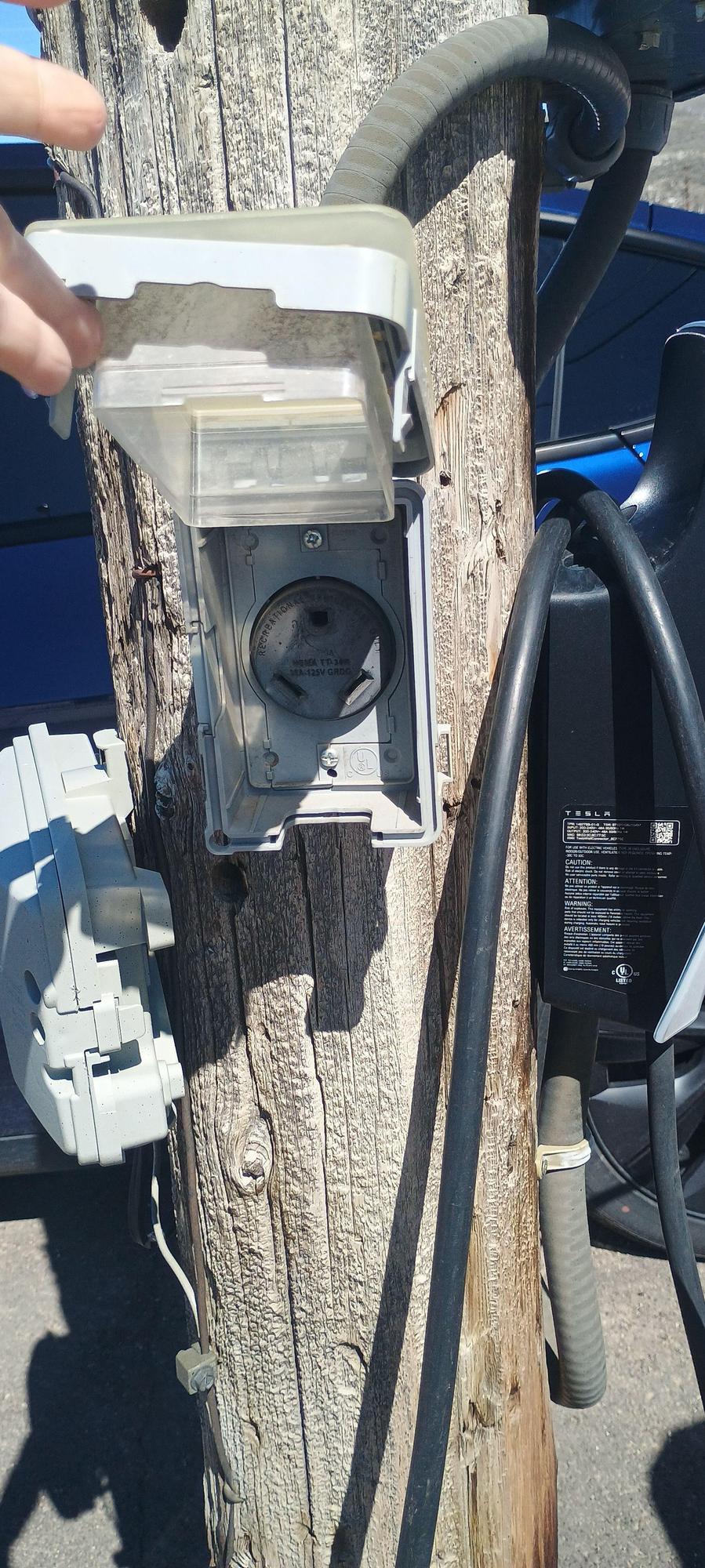 Ridley’s Family Market | Kemmerer, WY | EV Station