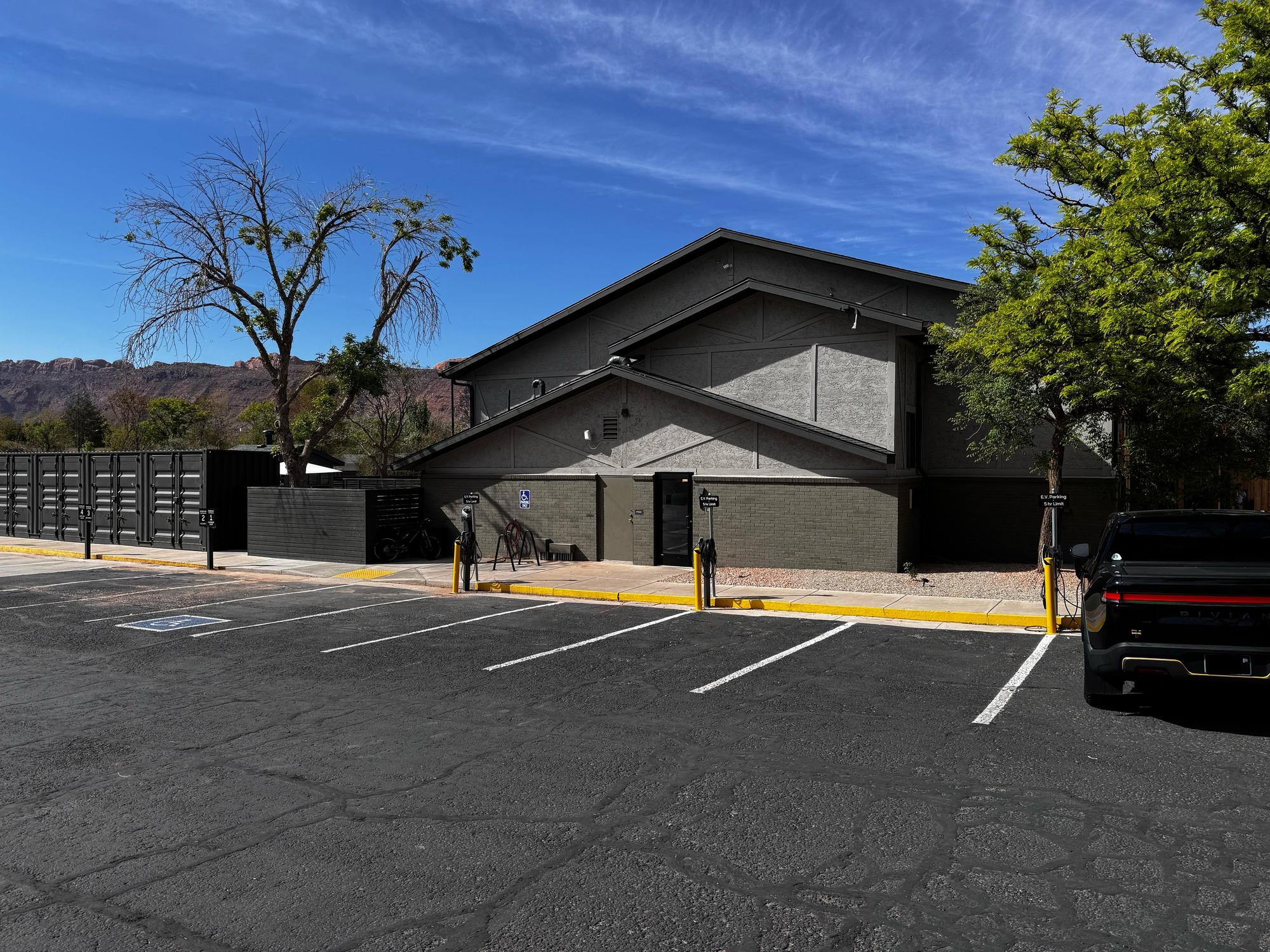 Field Station Moab | Moab, UT | EV Station