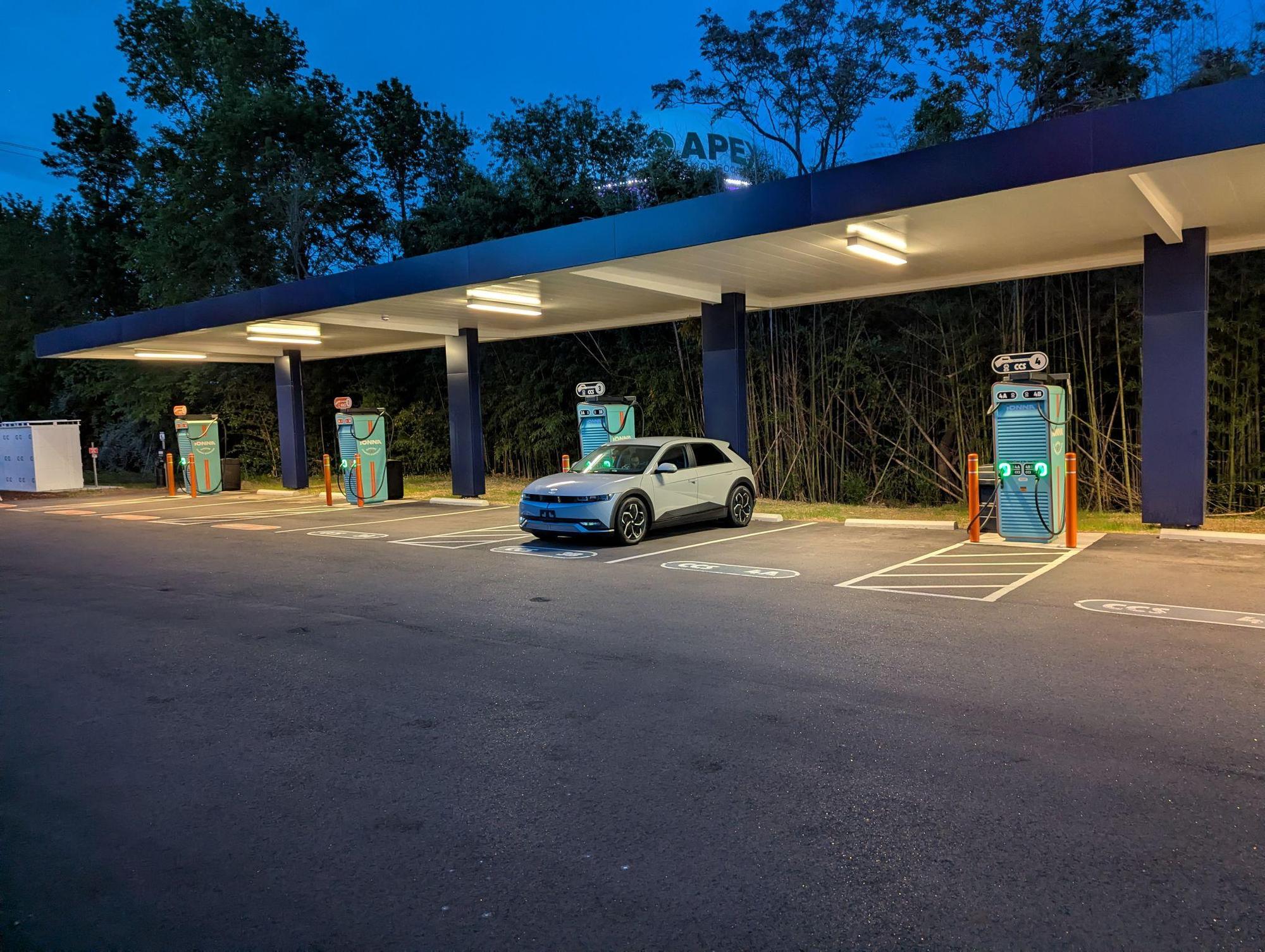 IONNA Apex, NC Rechargery - N Salem St | Apex, NC | EV Station