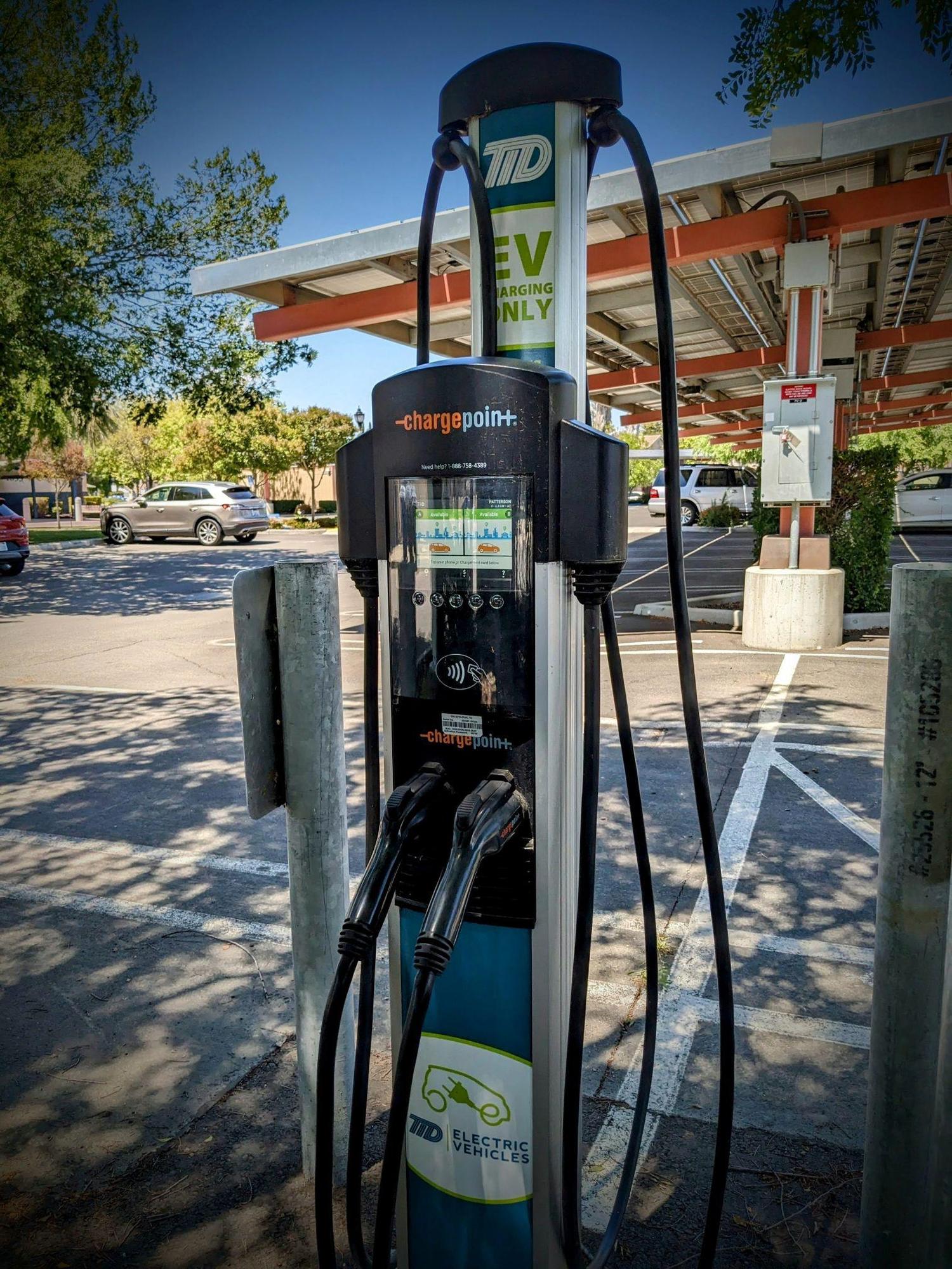 Patterson Aquatic Center | Patterson, CA | EV Station