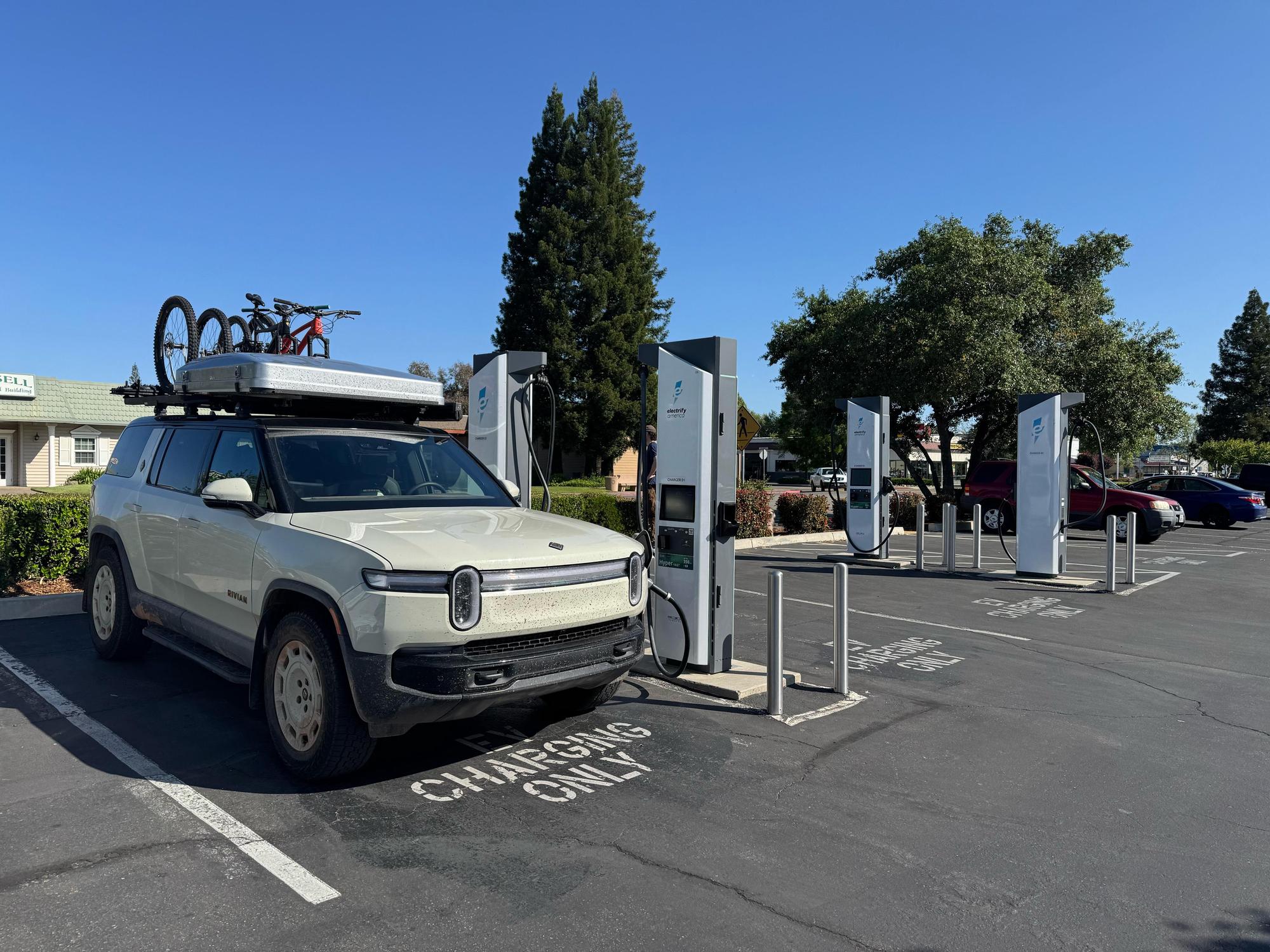 Safeway Anderson | Anderson, CA | EV Station