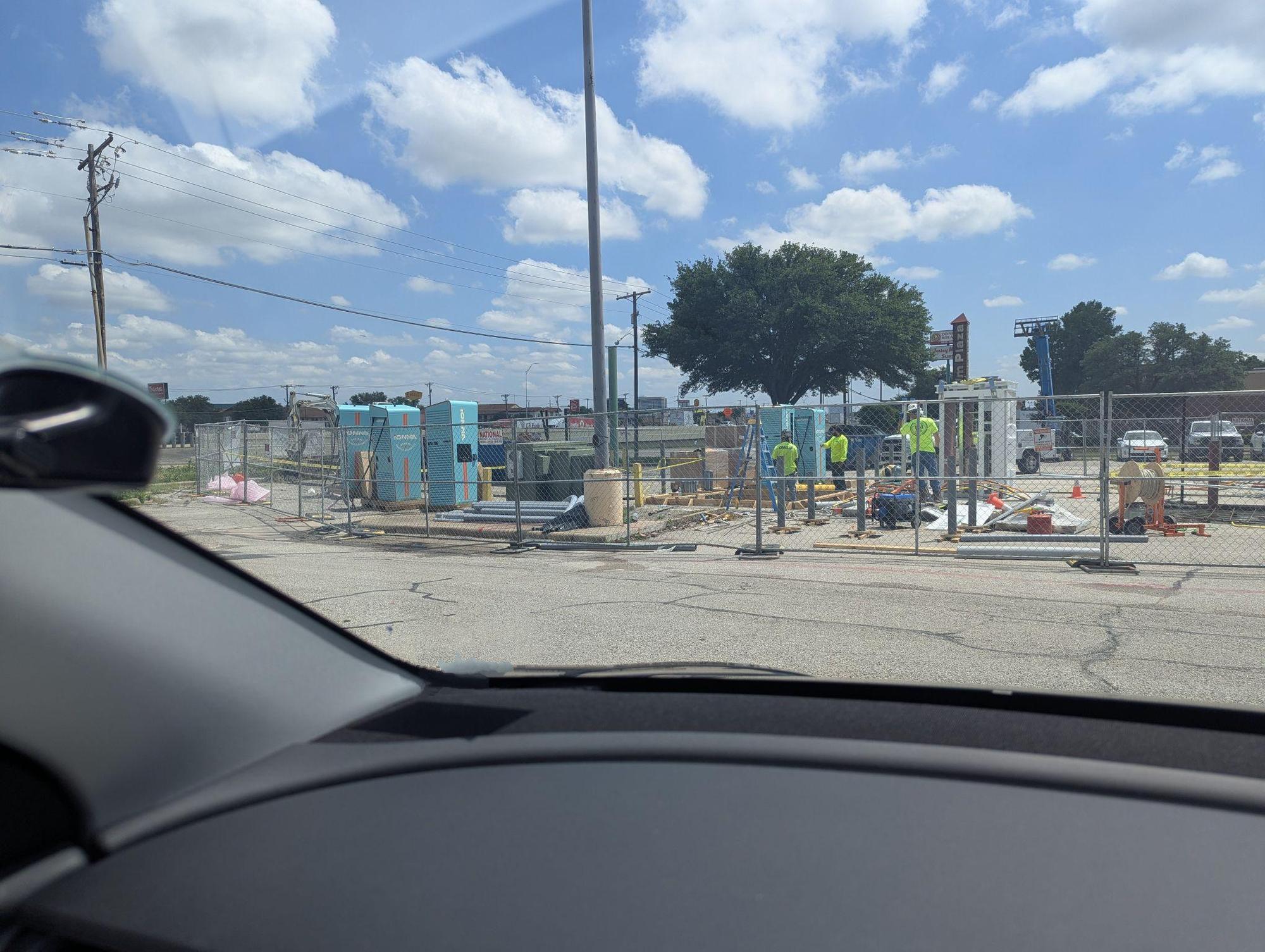 IONNA Plano, TX Rechargery Relay - N Central Expy | Plano, TX | EV Station
