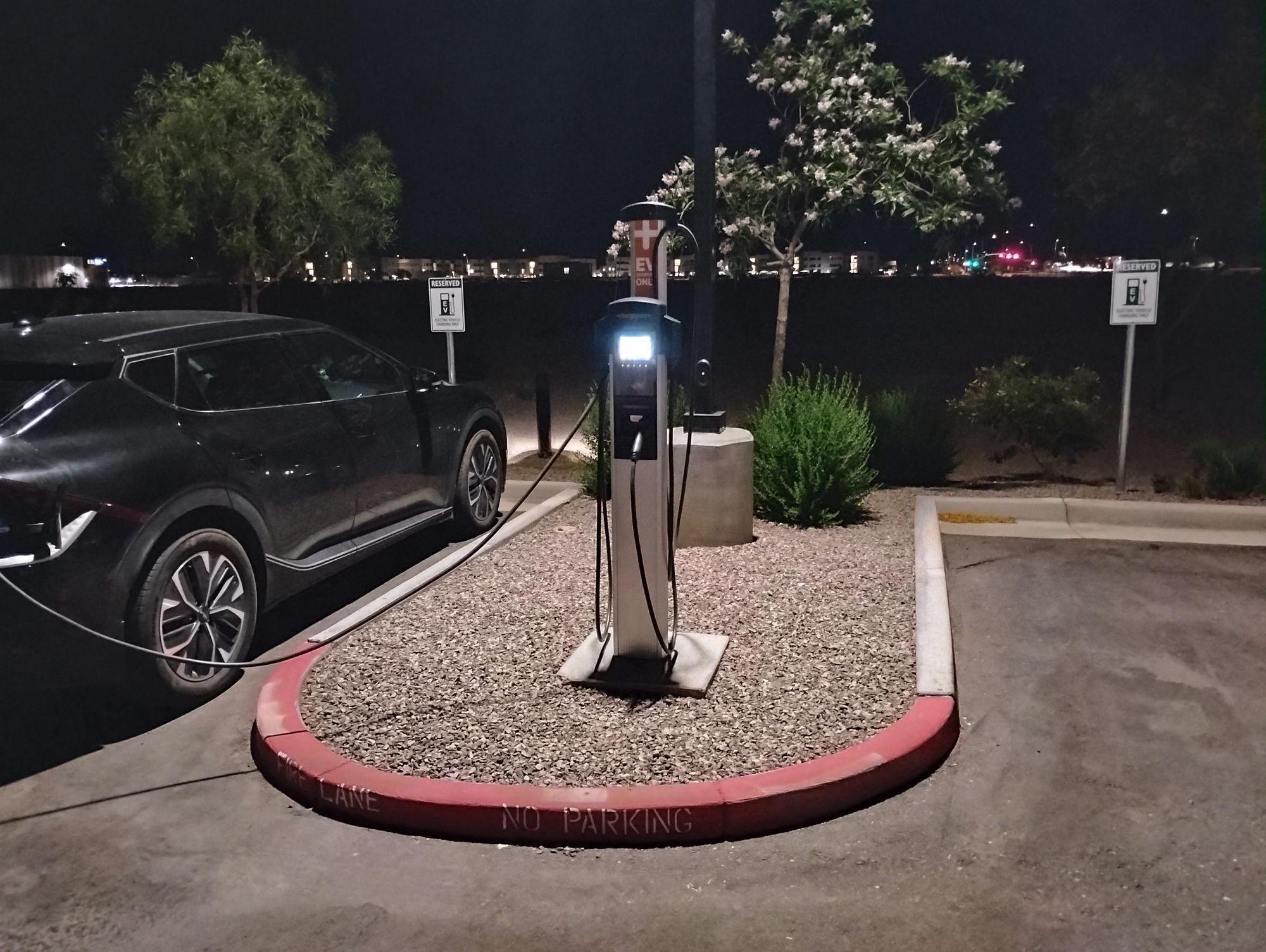 Starfire Building | Mesa, AZ | EV Station