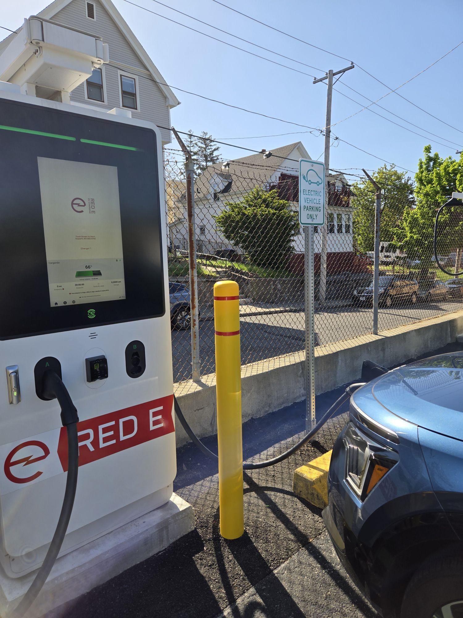 George’s Bakery | Methuen, MA | EV Station