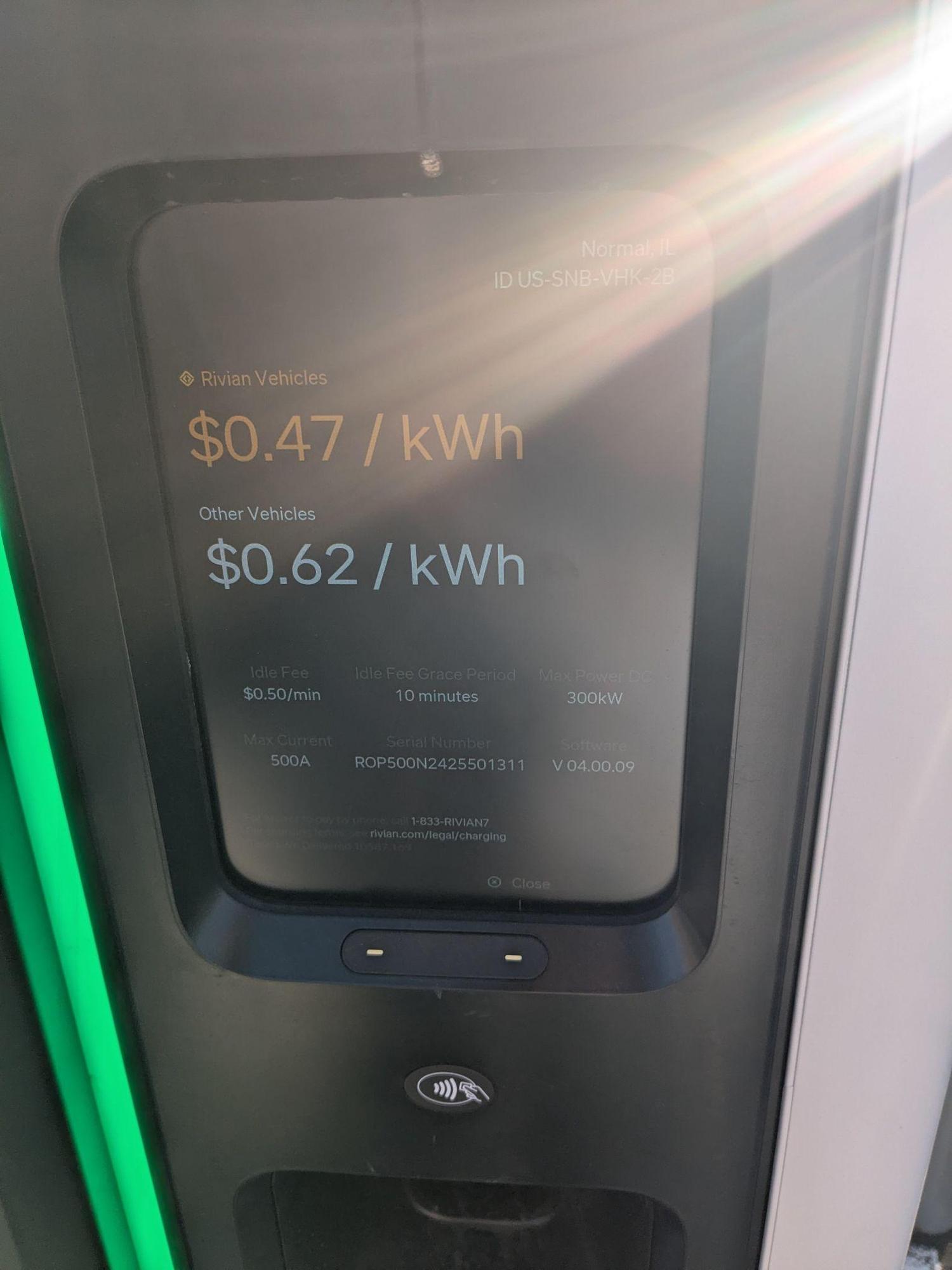 Schnucks (Rivian) | Normal, IL | EV Station
