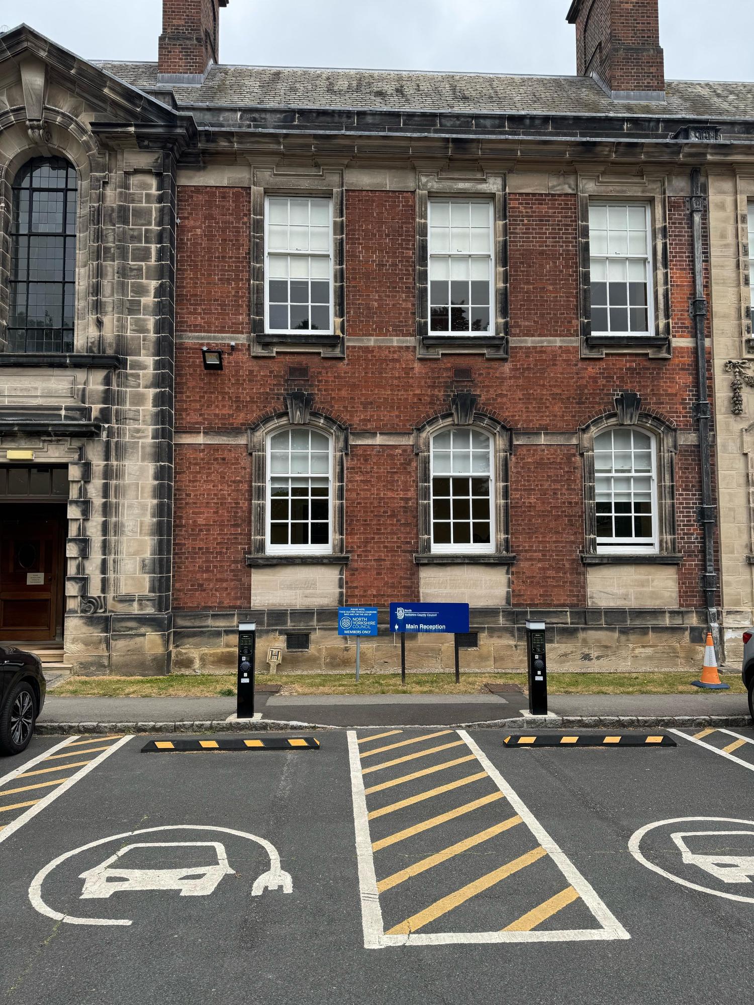 North Yorkshire County Council | County Hall, Racecourse Lane, Romanby ...