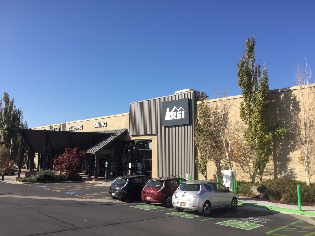 REI Salt Lake City | Salt Lake City, UT | EV Station
