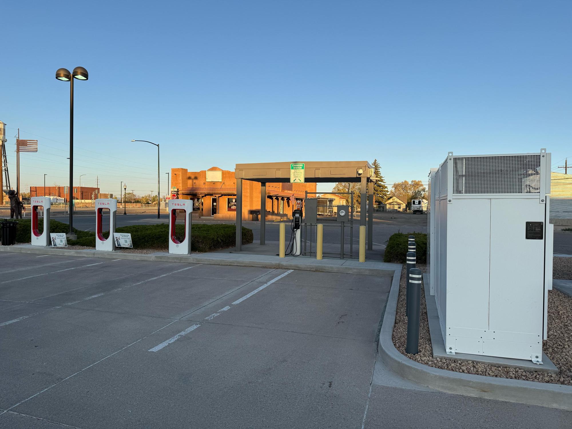 First Southwest Bank (2) | Alamosa, CO | EV Station