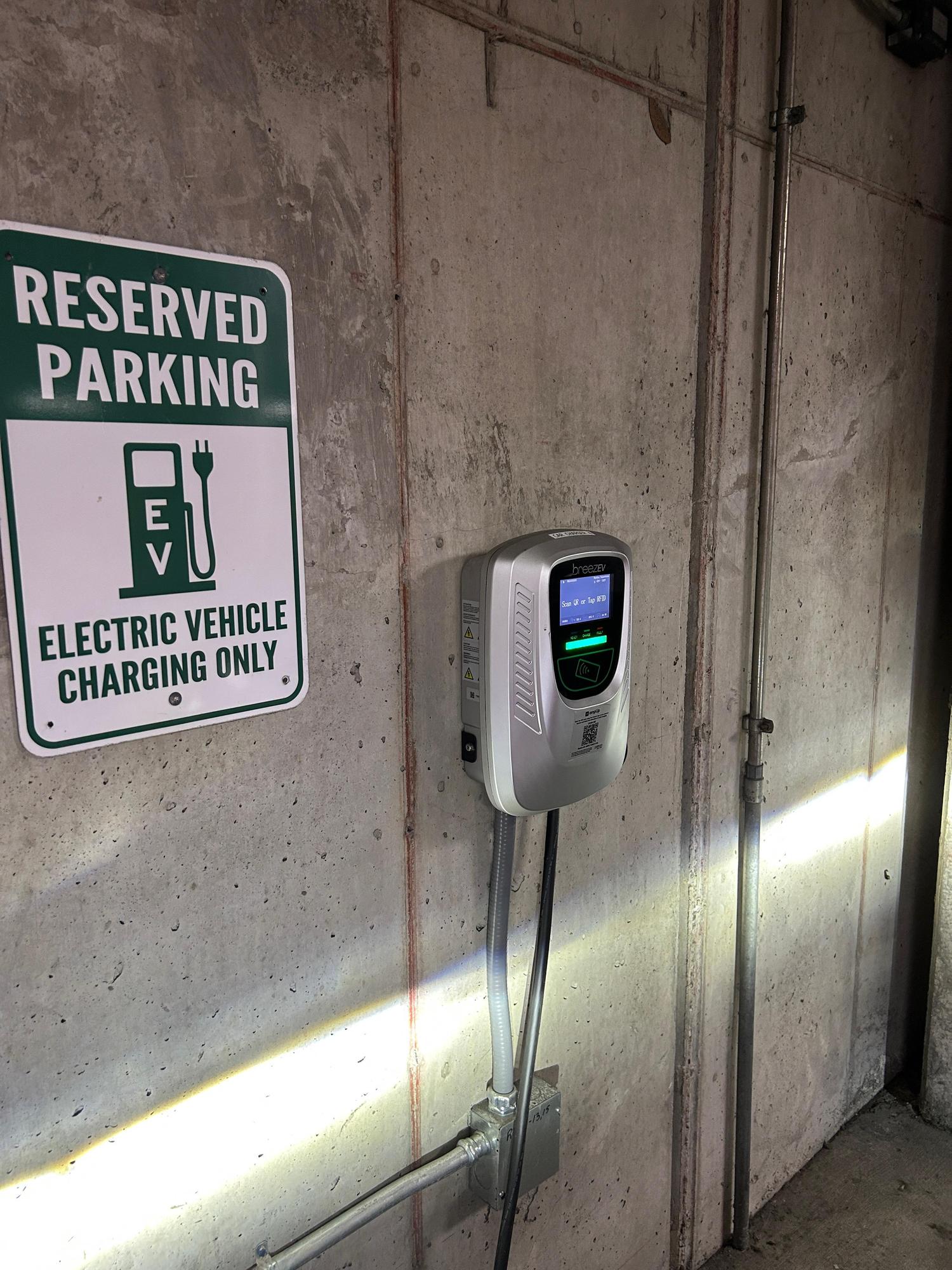 Central Parking System | Cincinnati, OH | EV Station