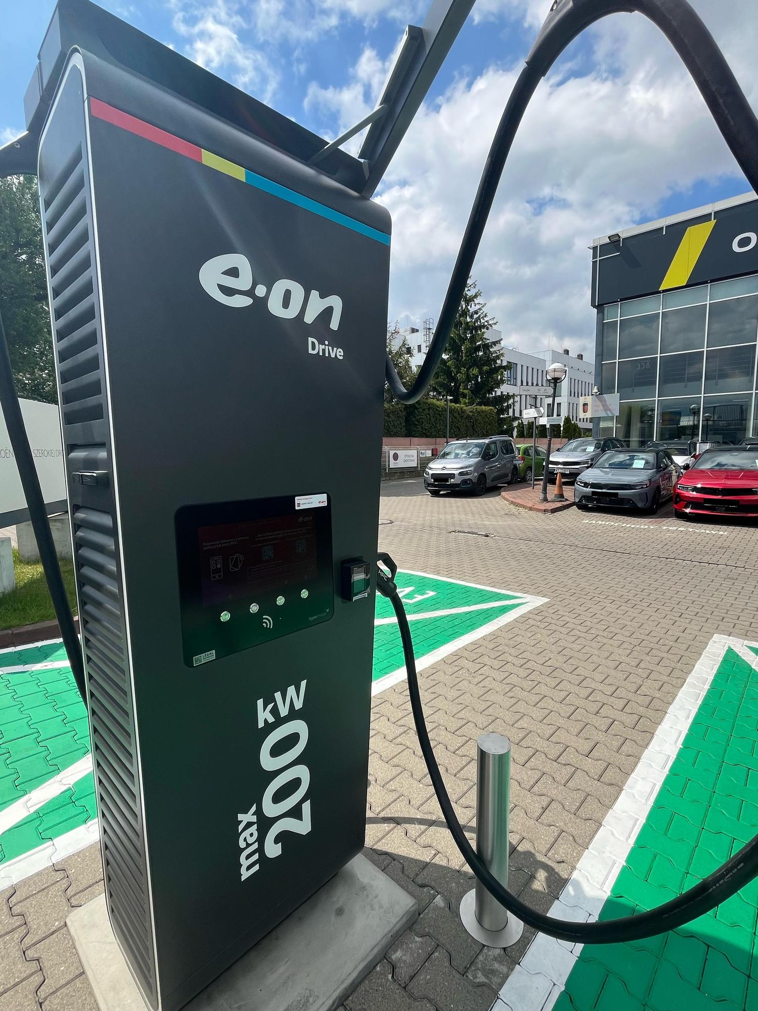 E.ON Drive Infrastructure (EDRI) Poland - Puławska (Stellantis&You ...