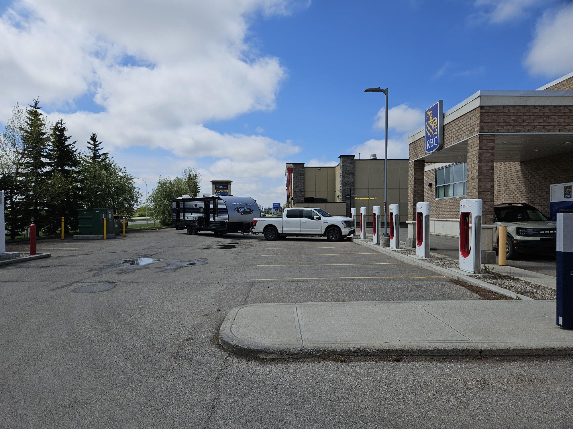 Ranch Market | Strathmore, AB | EV Station