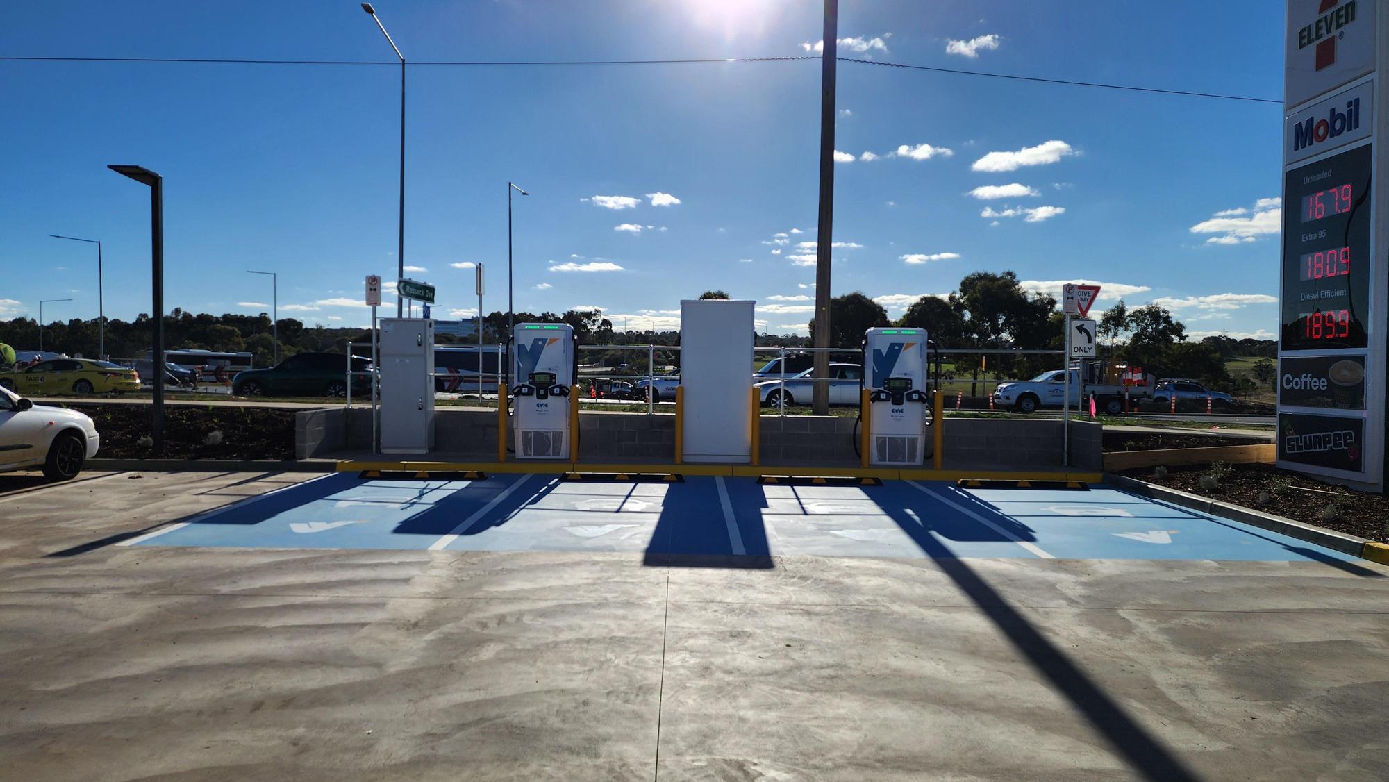 Waurn Ponds Village - Grovedale | Grovedale, VIC | EV Station