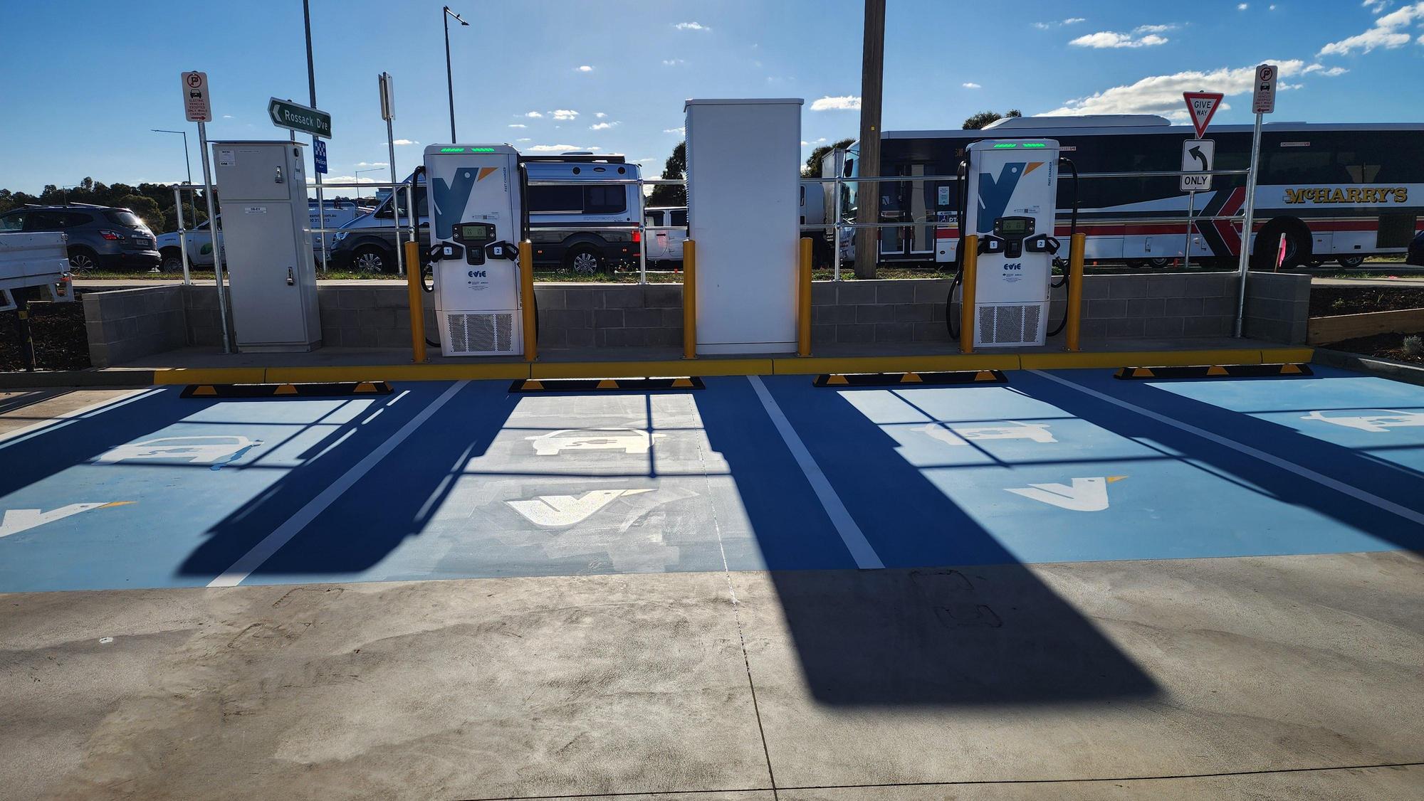 Waurn Ponds Village - Grovedale | Grovedale, VIC | EV Station