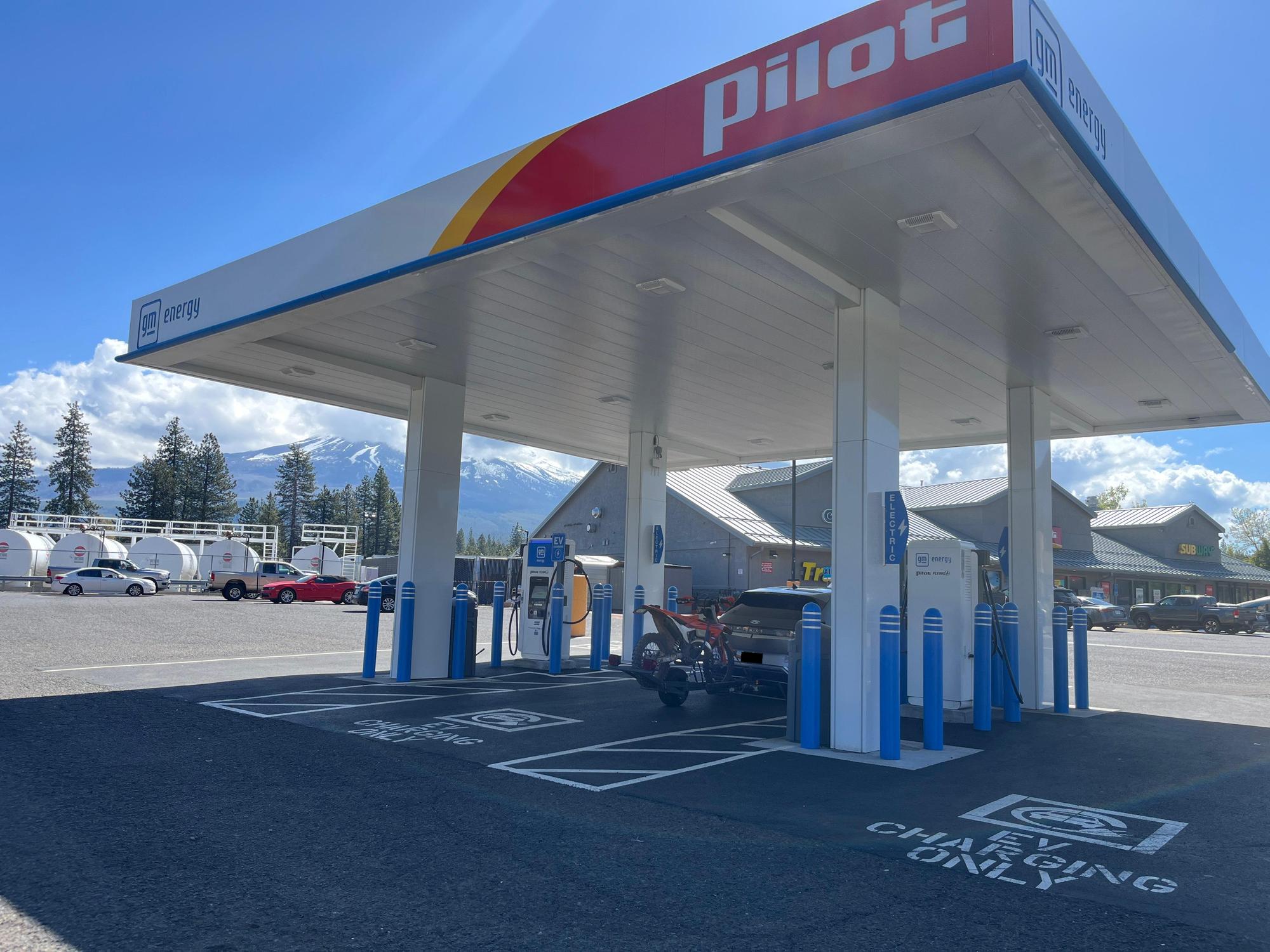 Pilot Travel Center Weed | Weed, CA | EV Station