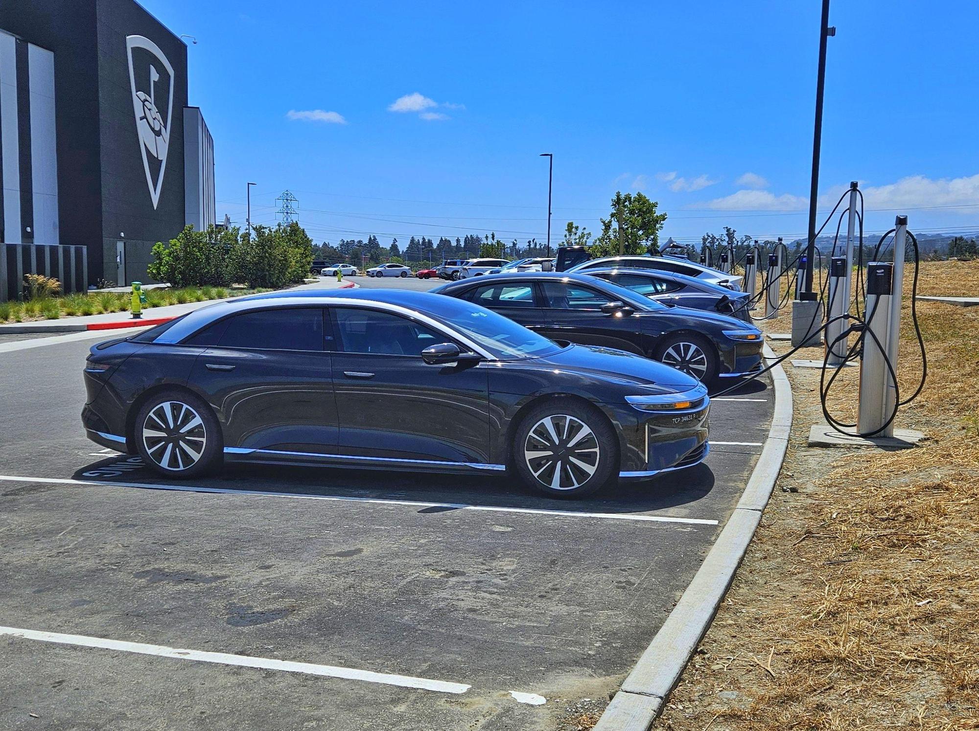 Topgolf Burlingame | Burlingame, CA | EV Station