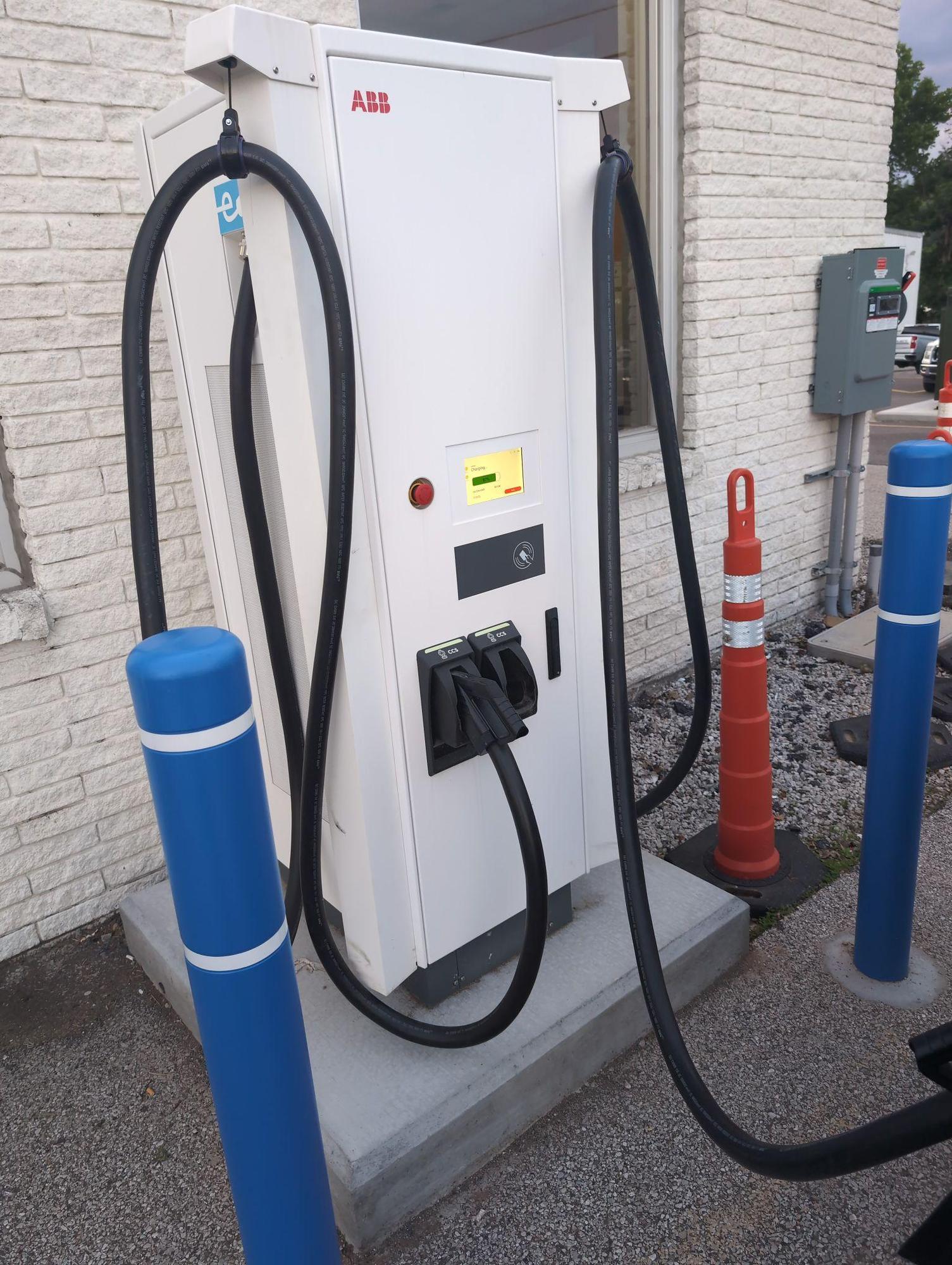 Moses Chevrolet | St Albans, WV | EV Station