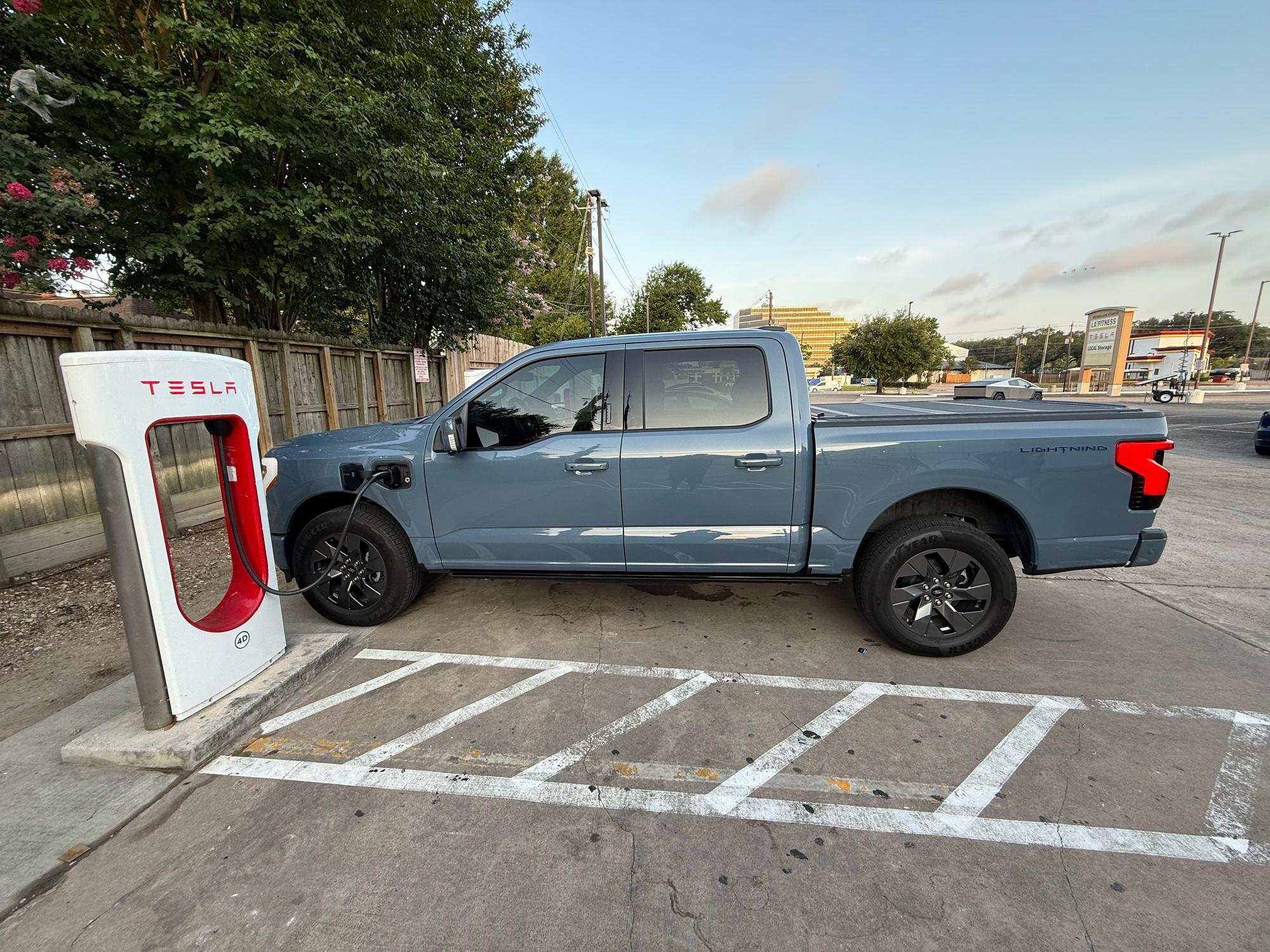 Tesla Service Center | Houston, TX | EV Station