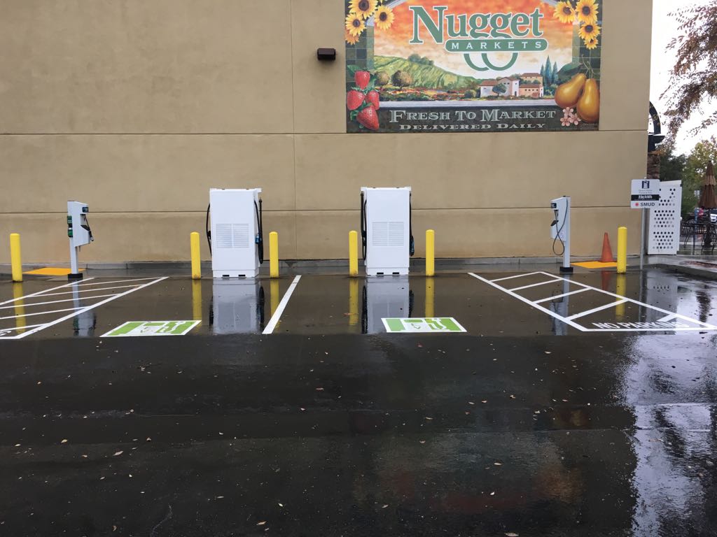 Nugget Markets | Elk Grove, CA | EV Station