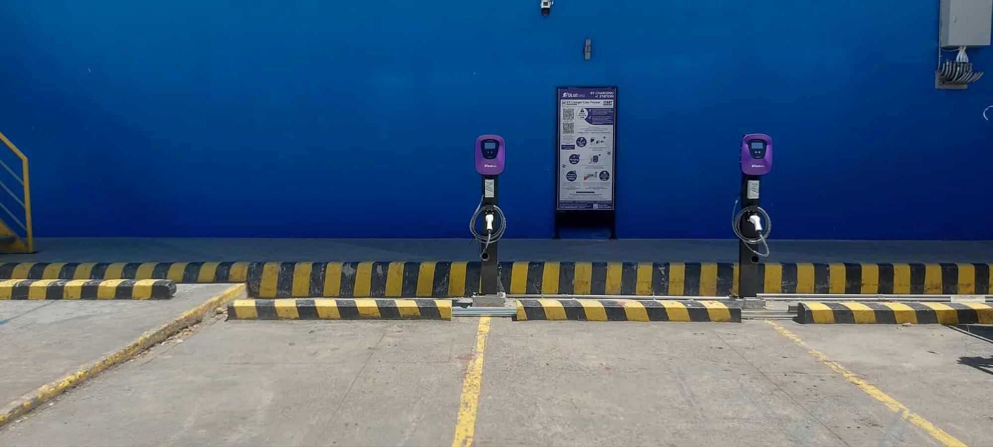 Galaxy Charge - Unitop Imus | Imus, Calabarzon | EV Station