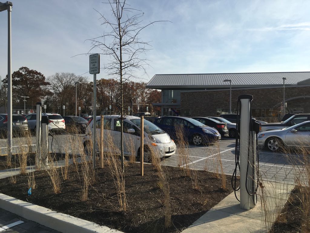 Laurel Public Library | Laurel, MD | EV Station