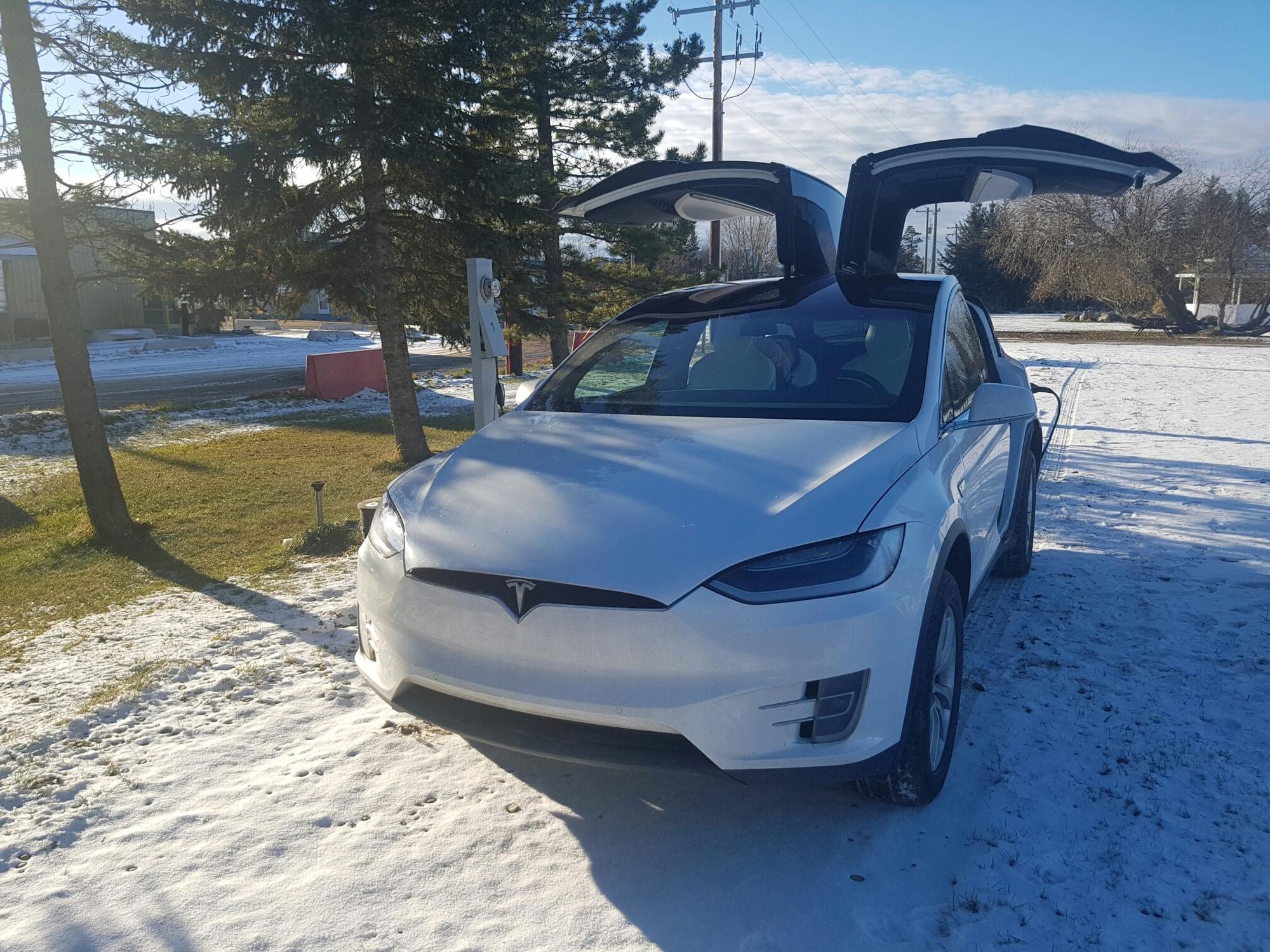 Niton Junction Motel and RV Park | Niton Junction, AB | EV Station