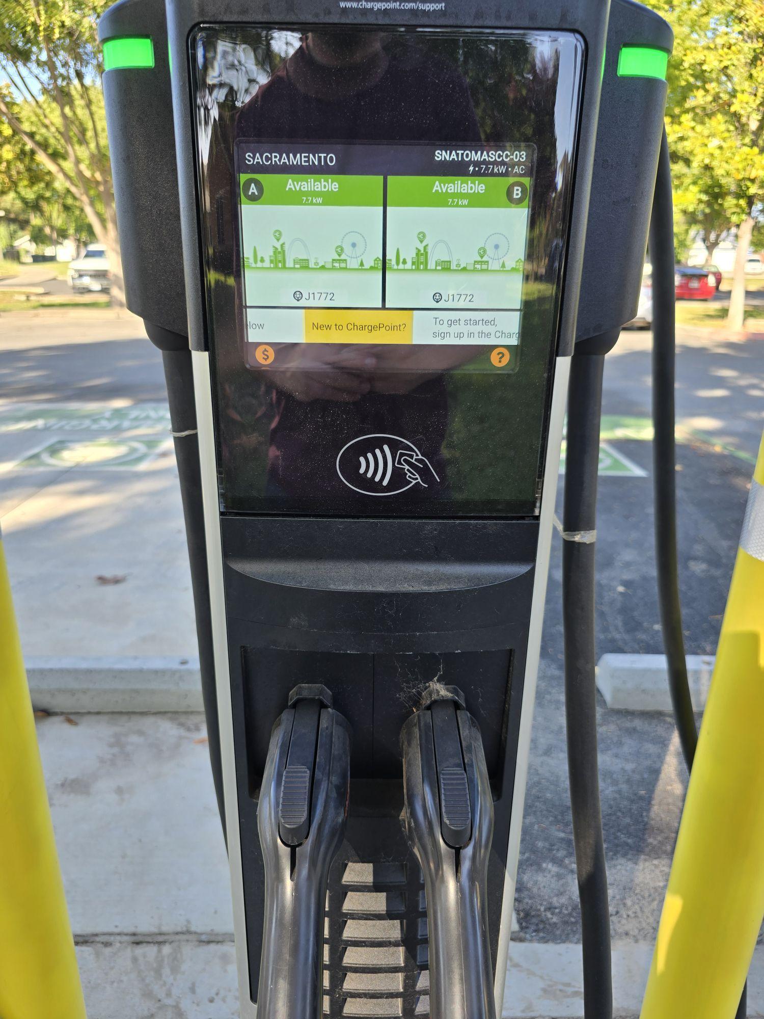 South Natomas Community Center (SNCC Park) | Sacramento, CA | EV Station