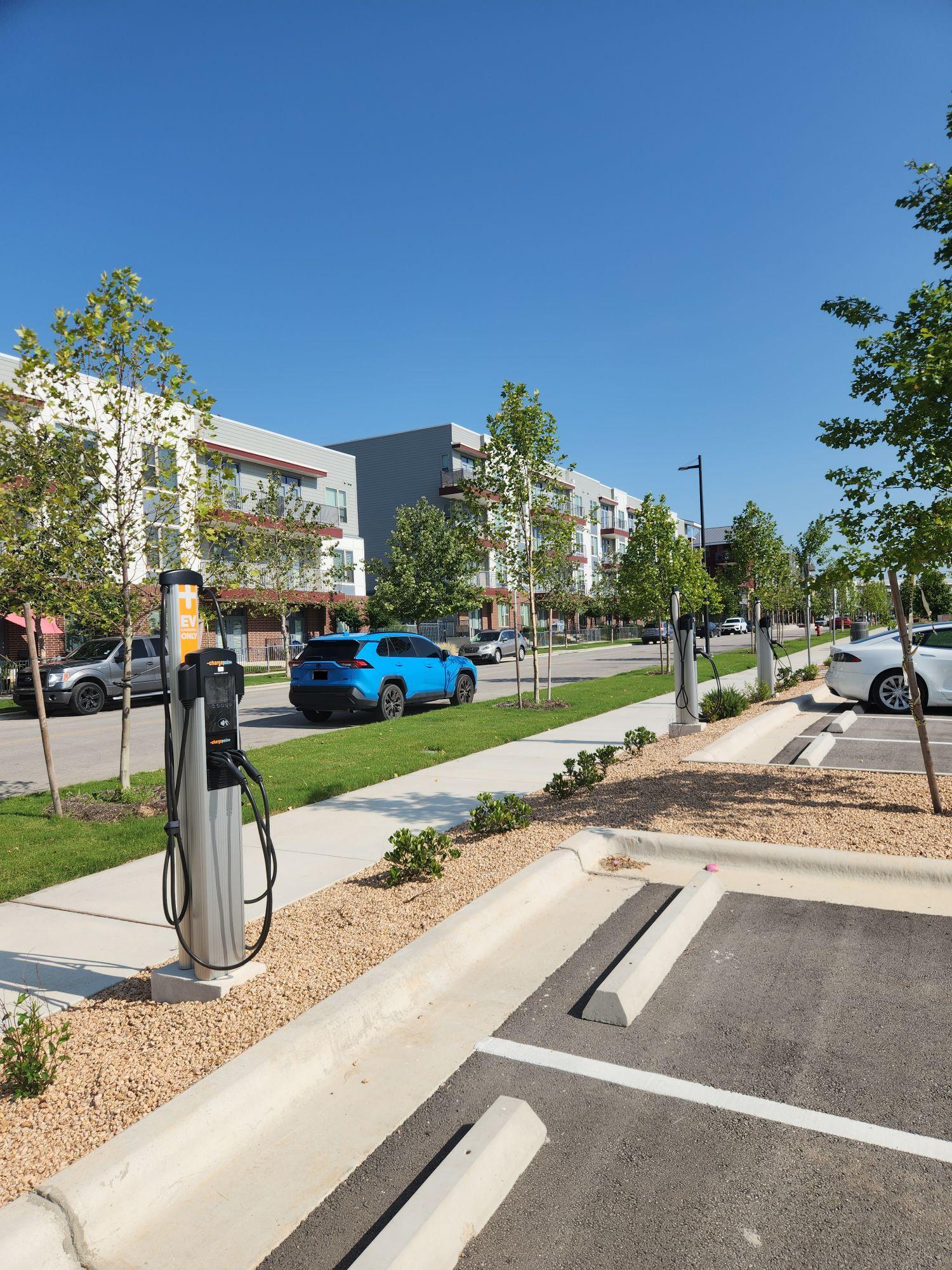 La Verde Park Public Parking | Kyle, TX | EV Station