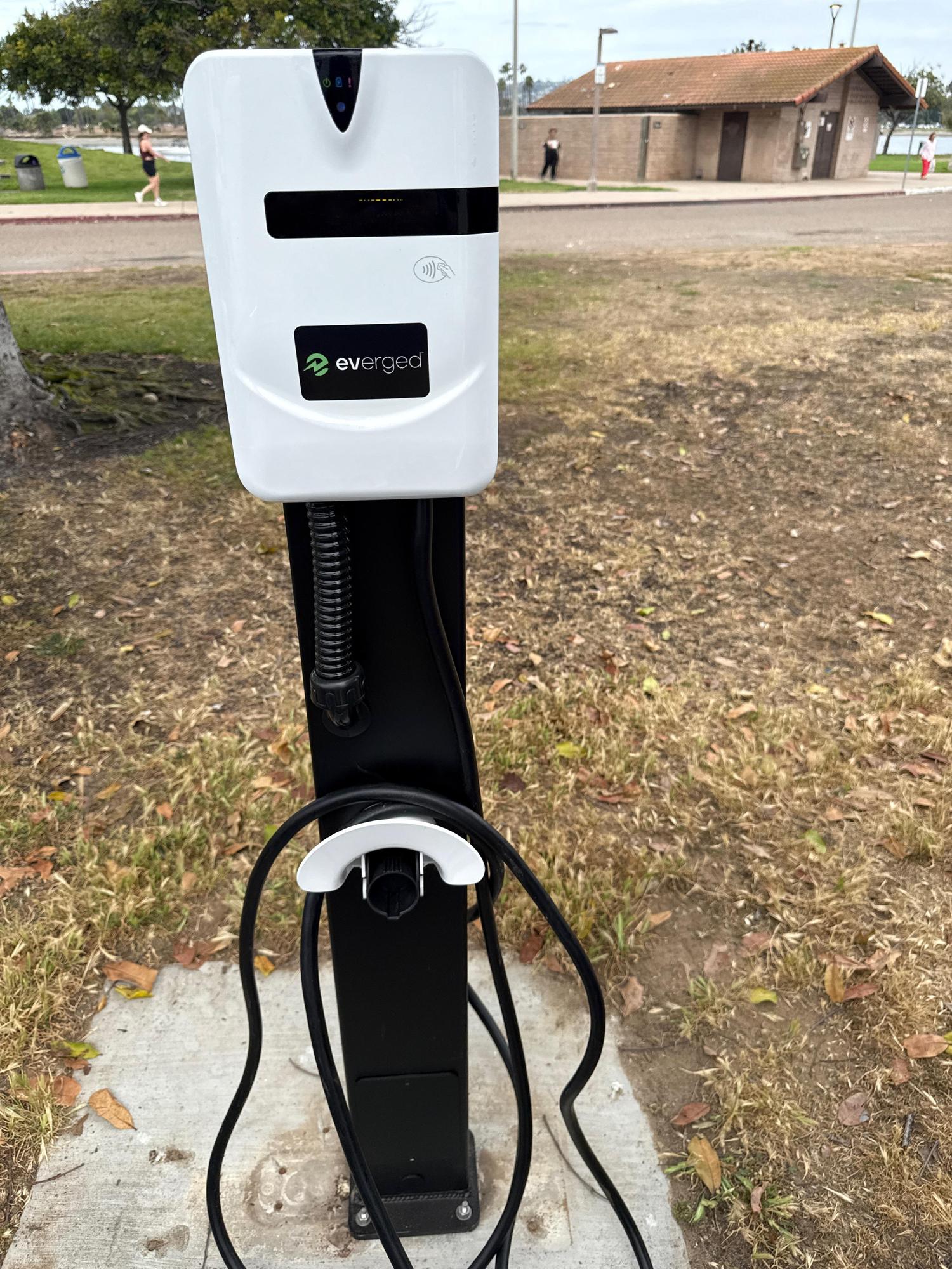 Mission Bay Playa Pacifica Park | San Diego, CA | EV Station