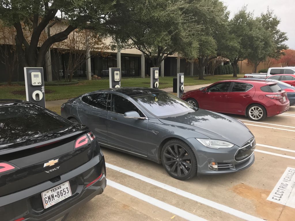 TI - South Campus Lot 1 | Dallas, TX | EV Station