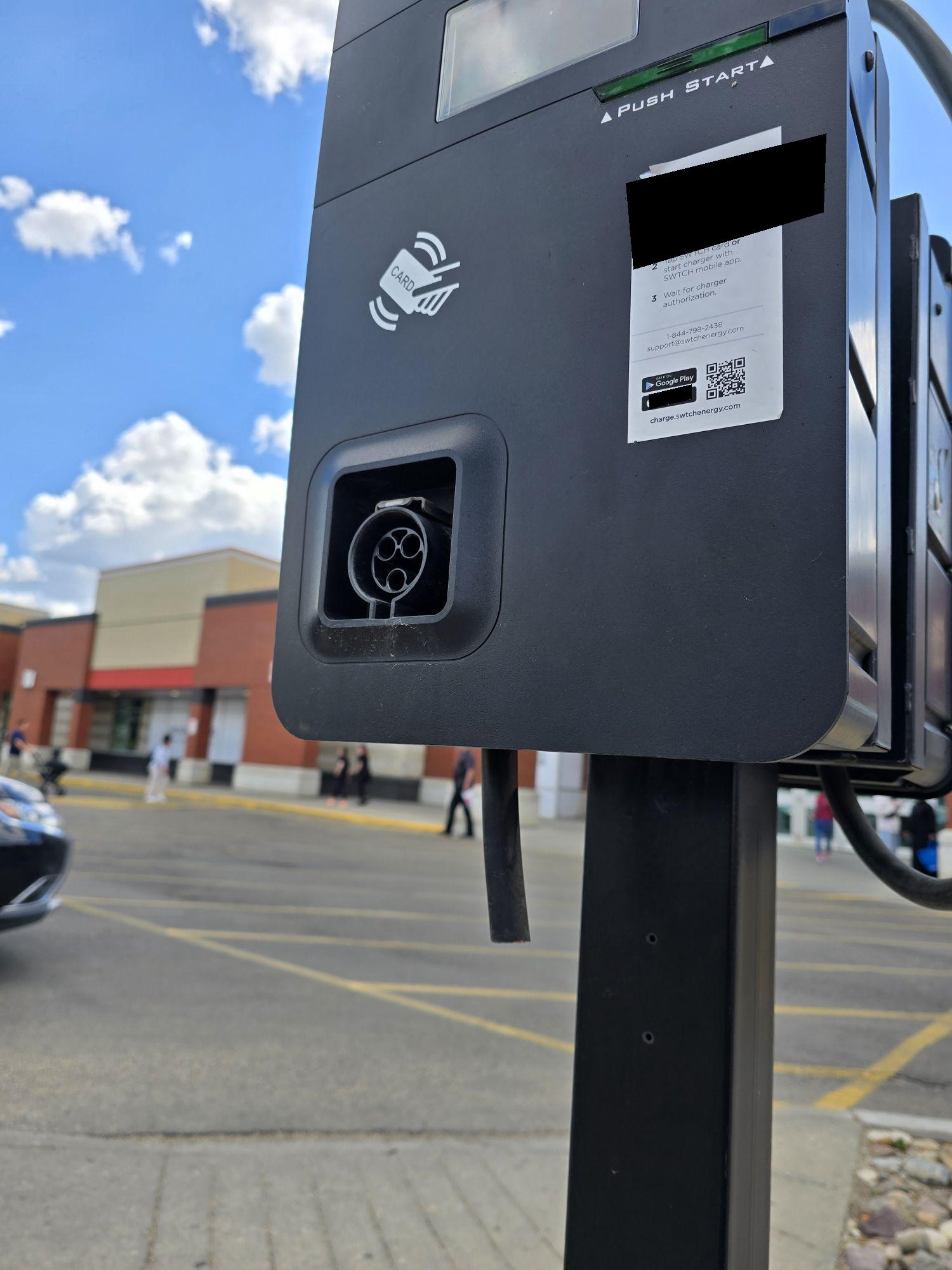 Northgate Centre | Edmonton, AB | EV Station