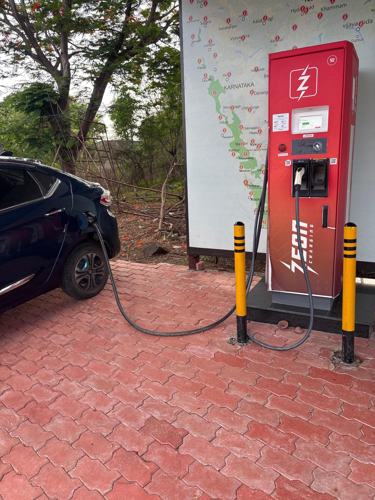 Zeon Charging | Fast Charger DC 50kW CCS2 | Hotel Ashirwad Inn Pune ...