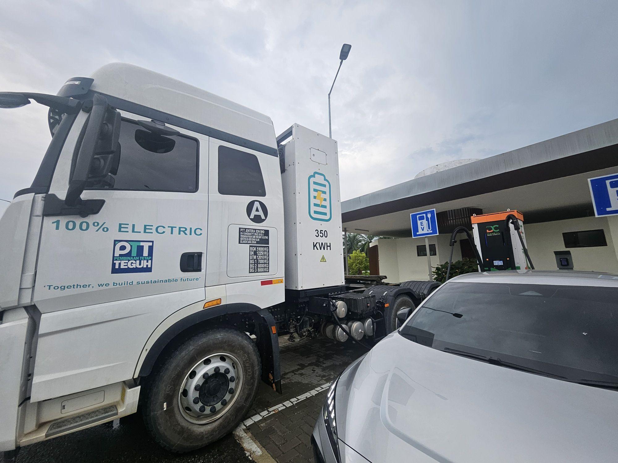 WCE E32 Assam Jawa Toll Plaza by DC Handal [200 kW | 2 DCs | RM1.30/kWh ...