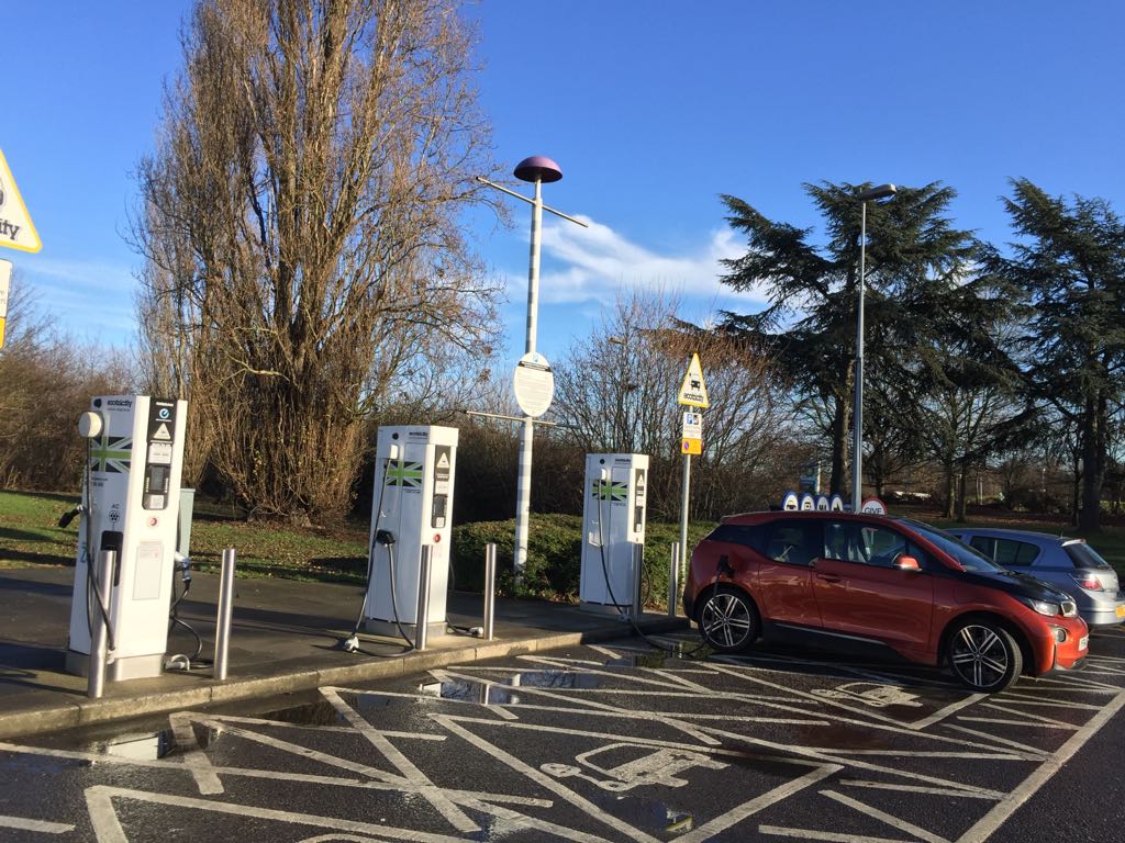 Heston Westbound Services M4 (1) | Hounslow, England | EV Station