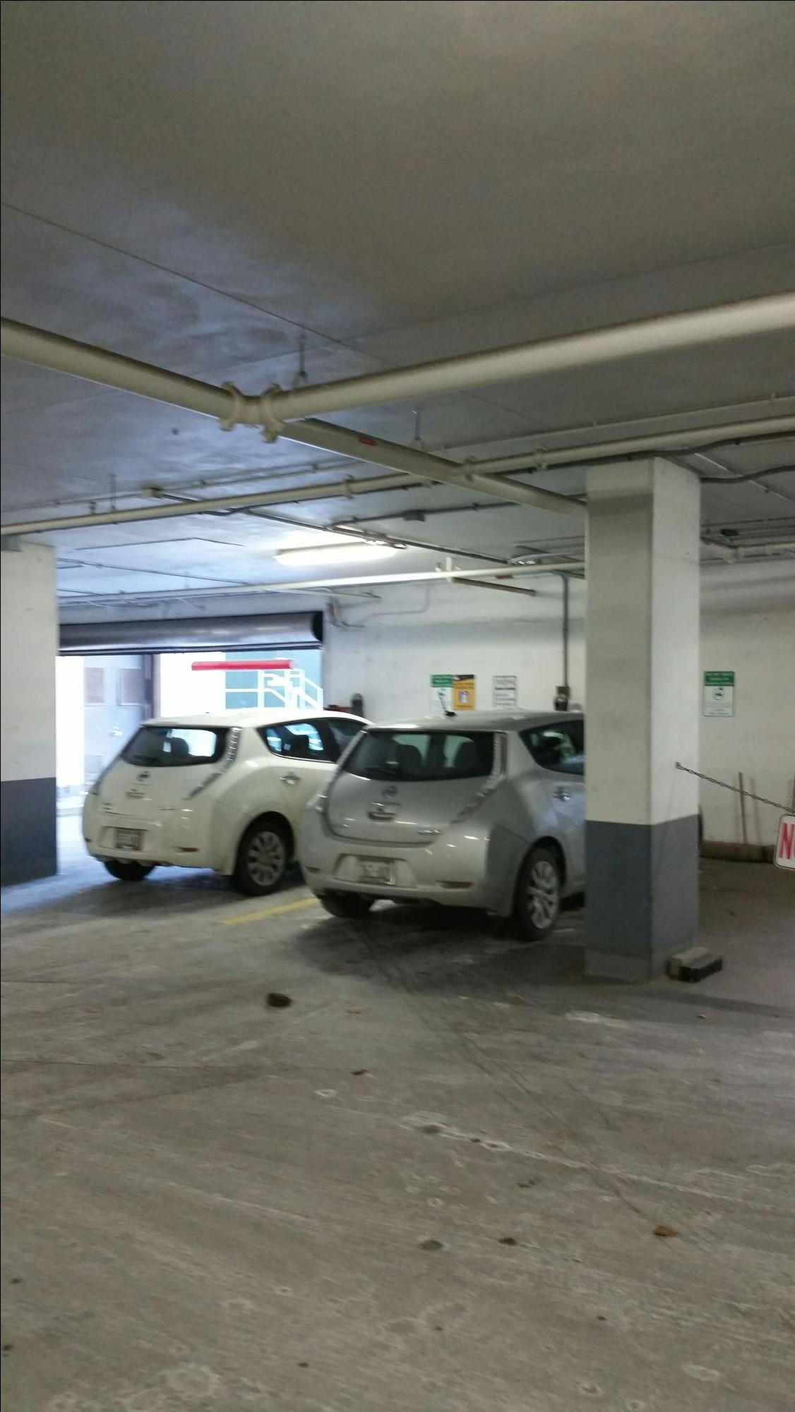 UWM - EMS Garage | Milwaukee, WI | EV Station