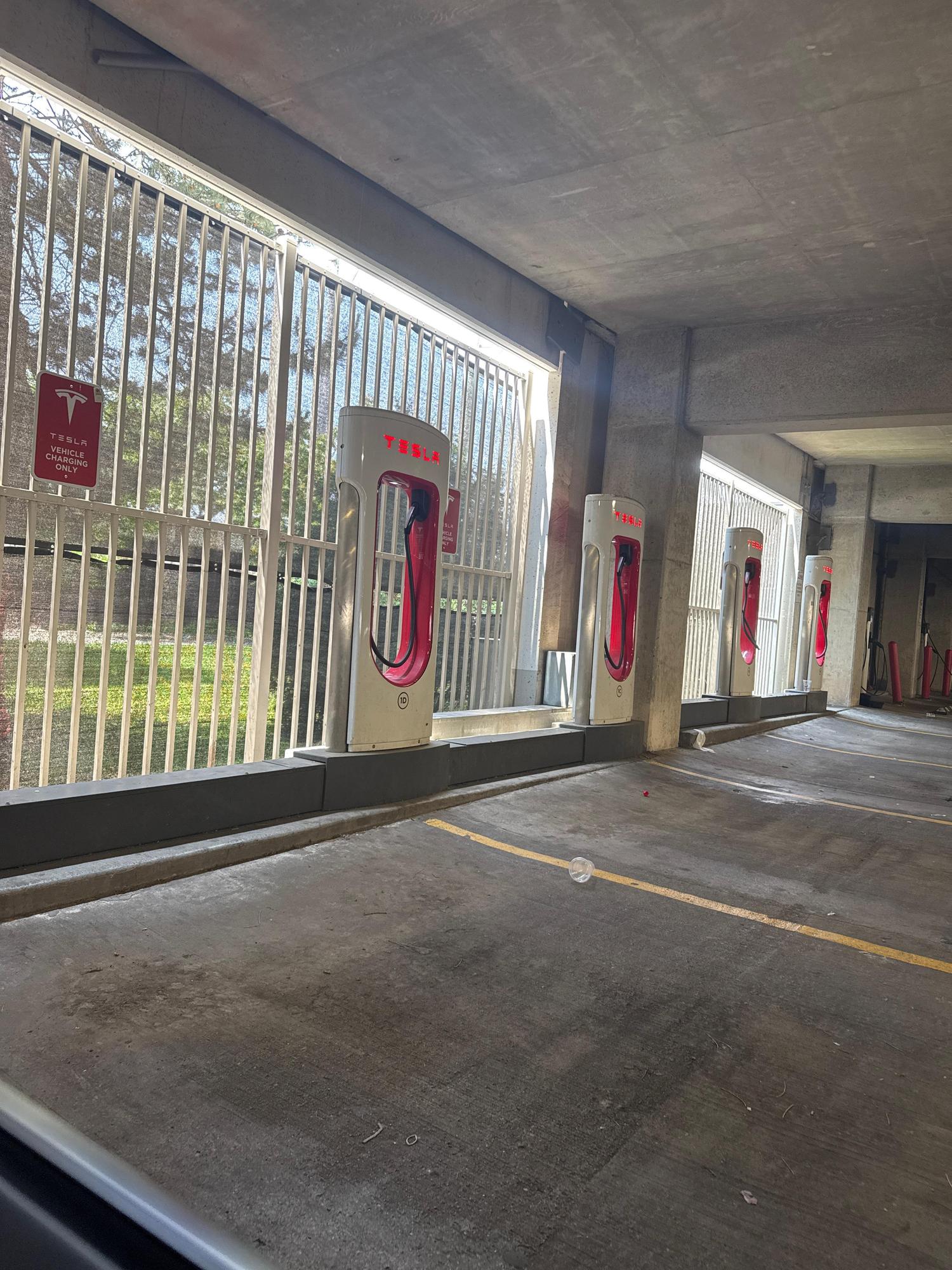 Target Parking Garage | Chicago, IL | EV Station