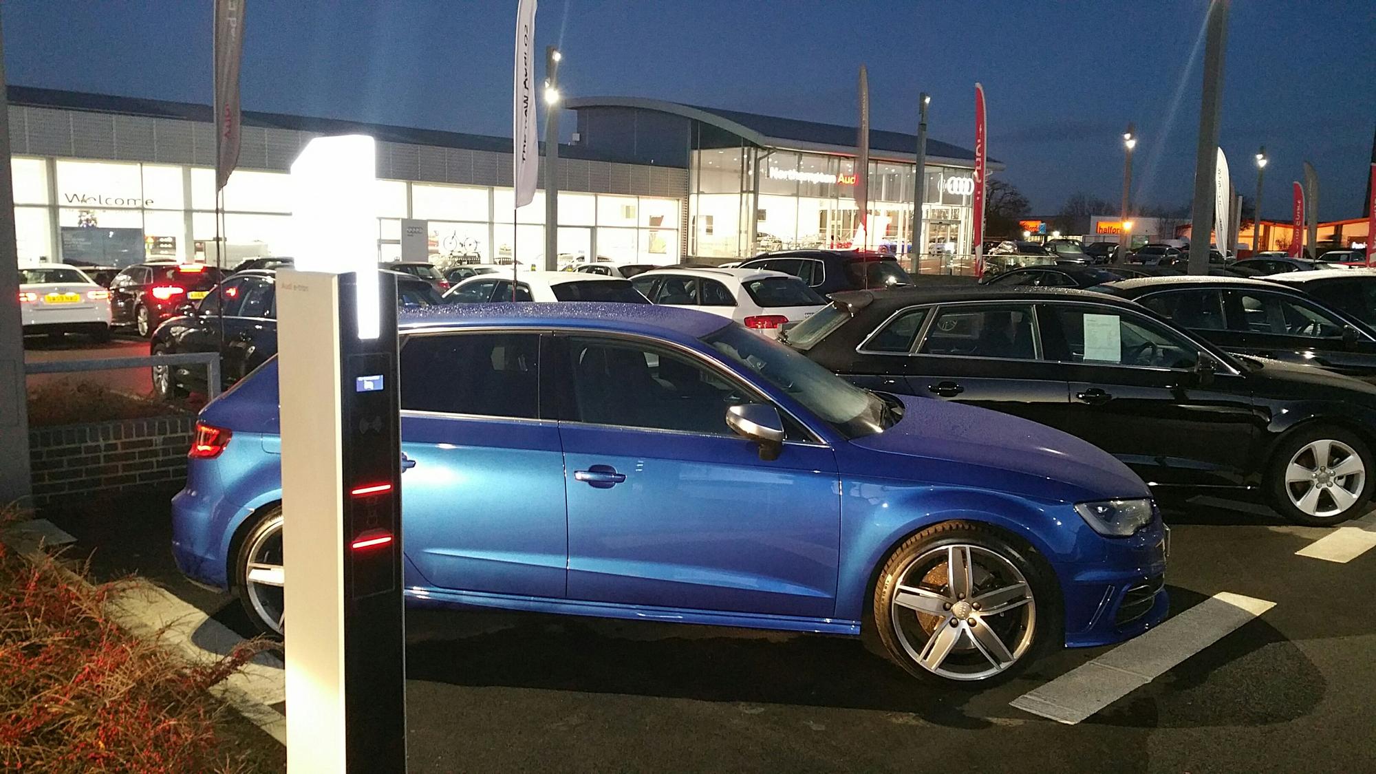 Northampton Audi | Northampton, England | EV Station
