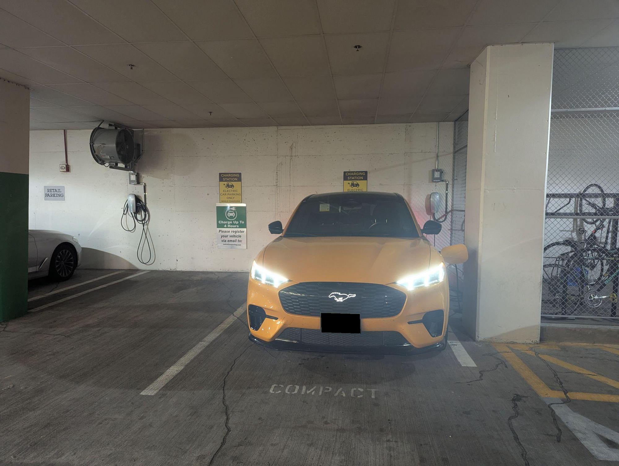 Two Liberty Center | Arlington, VA | EV Station