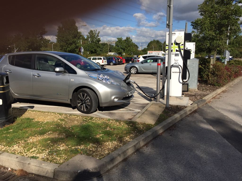 Chester Services M56 | M56 Junction 14, England | EV Station