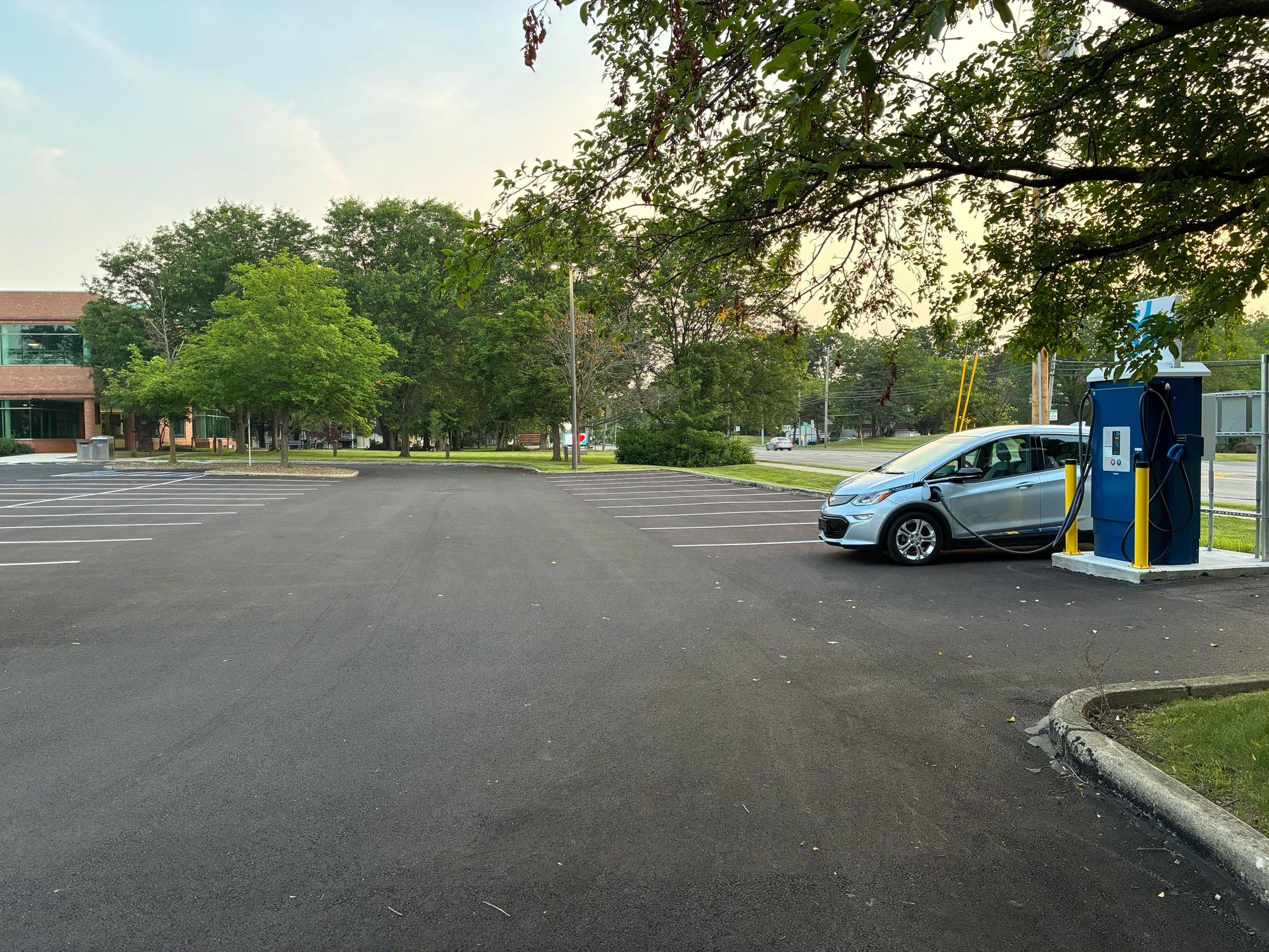 Elyria Public Library-West River Branch | Elyria, OH | EV Station