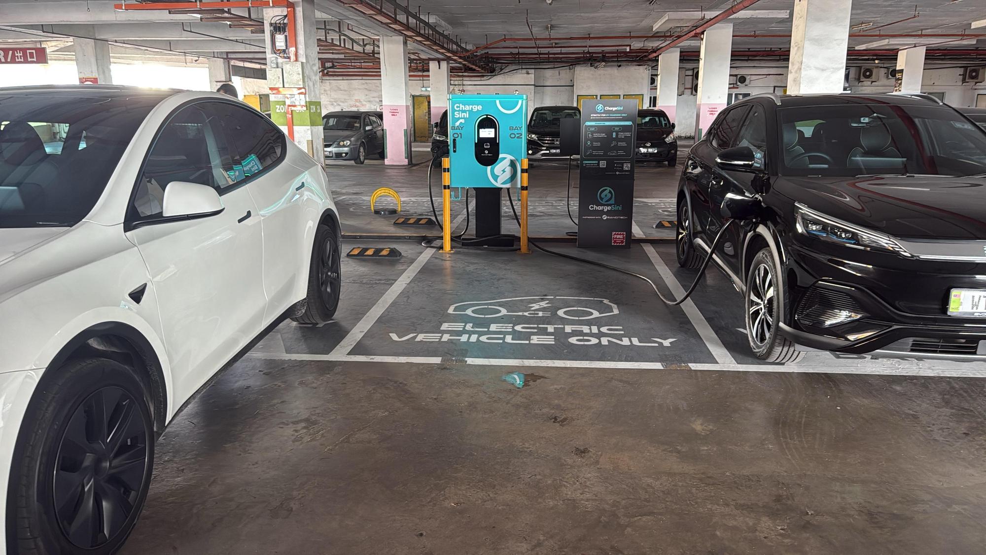 ChargeSini | The Summit Batu Pahat (22kW AC, 40kW DC) | Batu Pahat ...