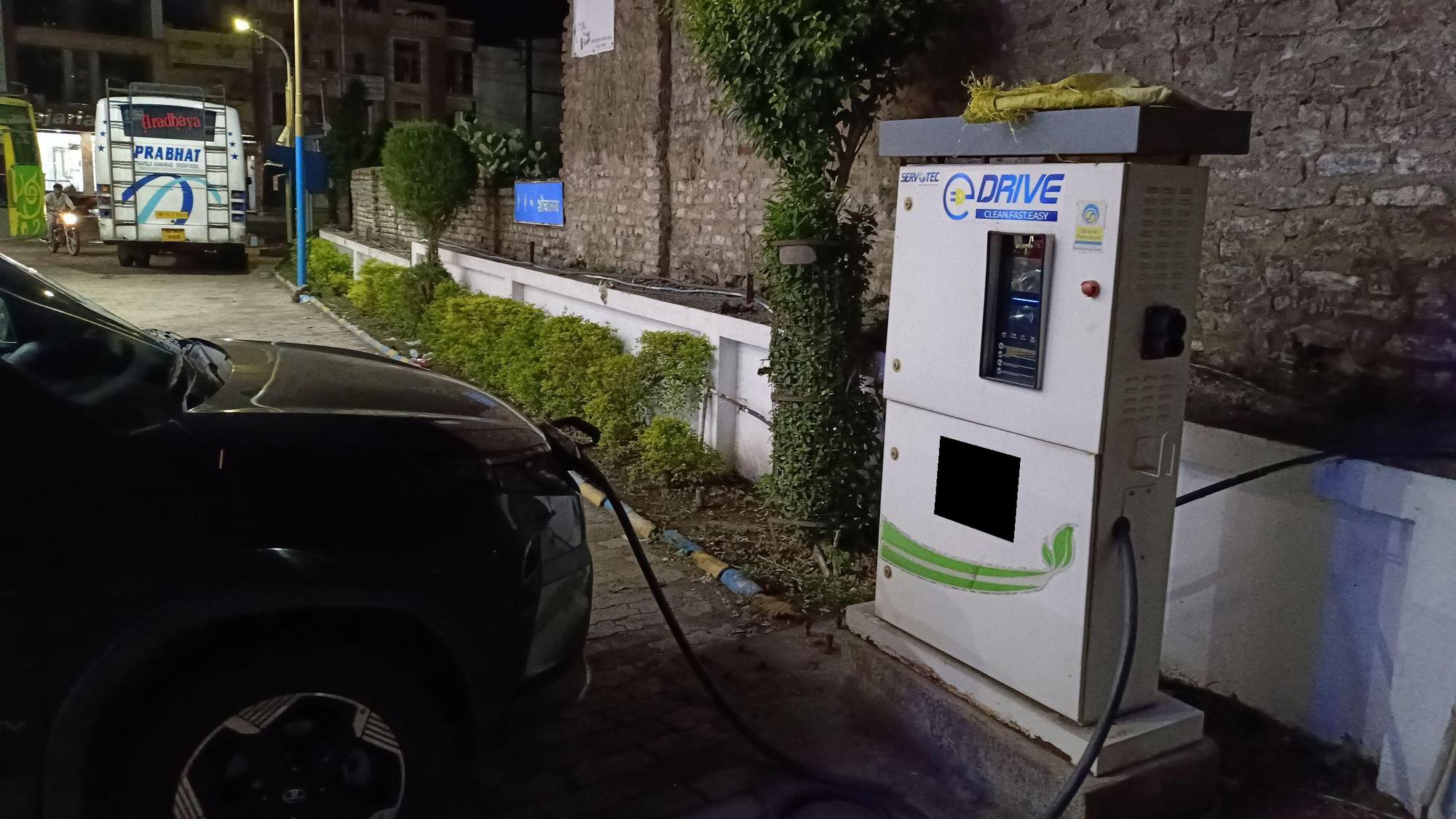 BPCL eDrive Giriraj BPCL SANAWAD | Sanawad, MP | EV Station