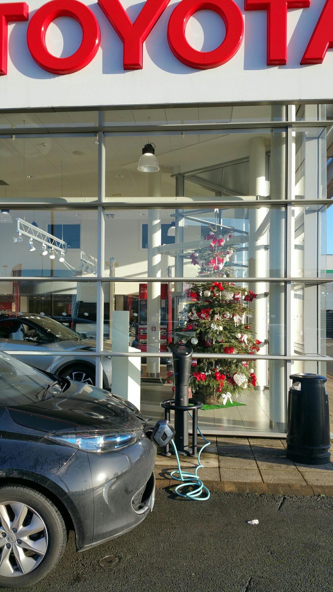 Vantage Toyota | Birmingham, England | EV Station