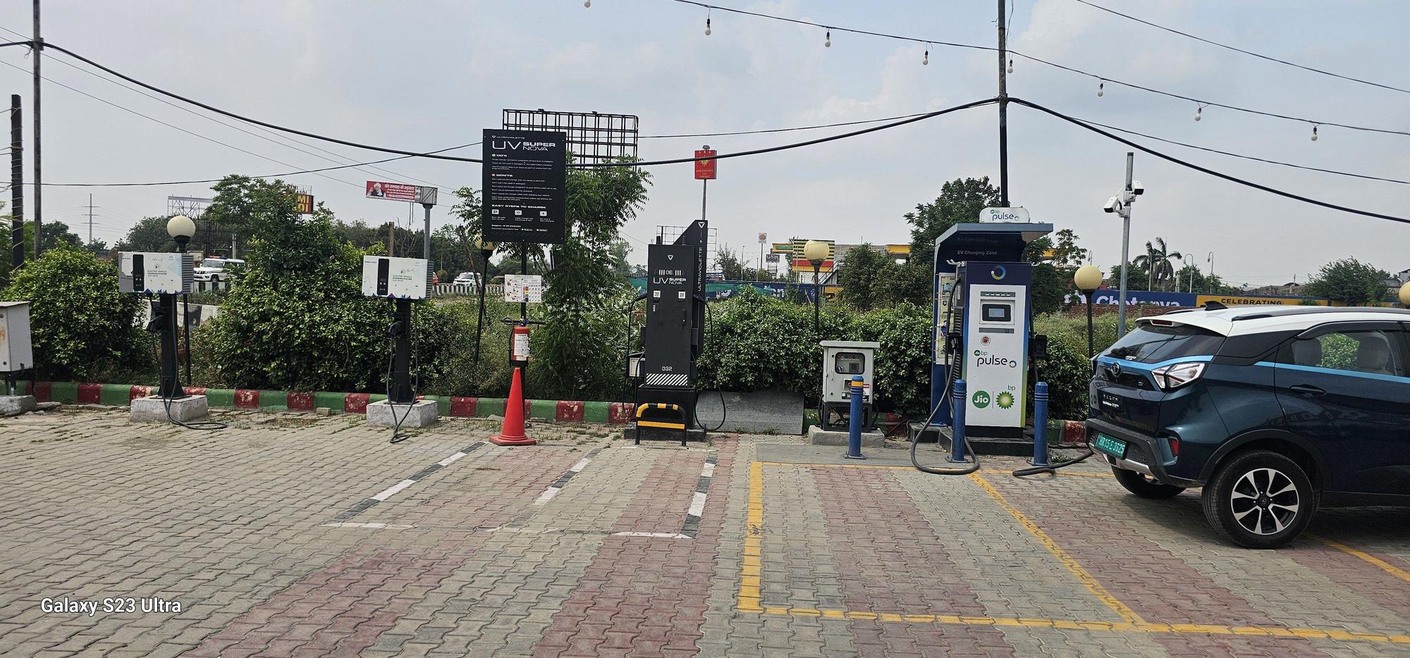 jio bp charging station | dharam dhaba | EV Station