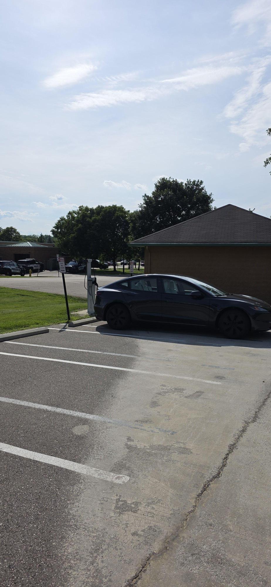 Village of Evendale Municipal Complex | Cincinnati, OH | EV Station