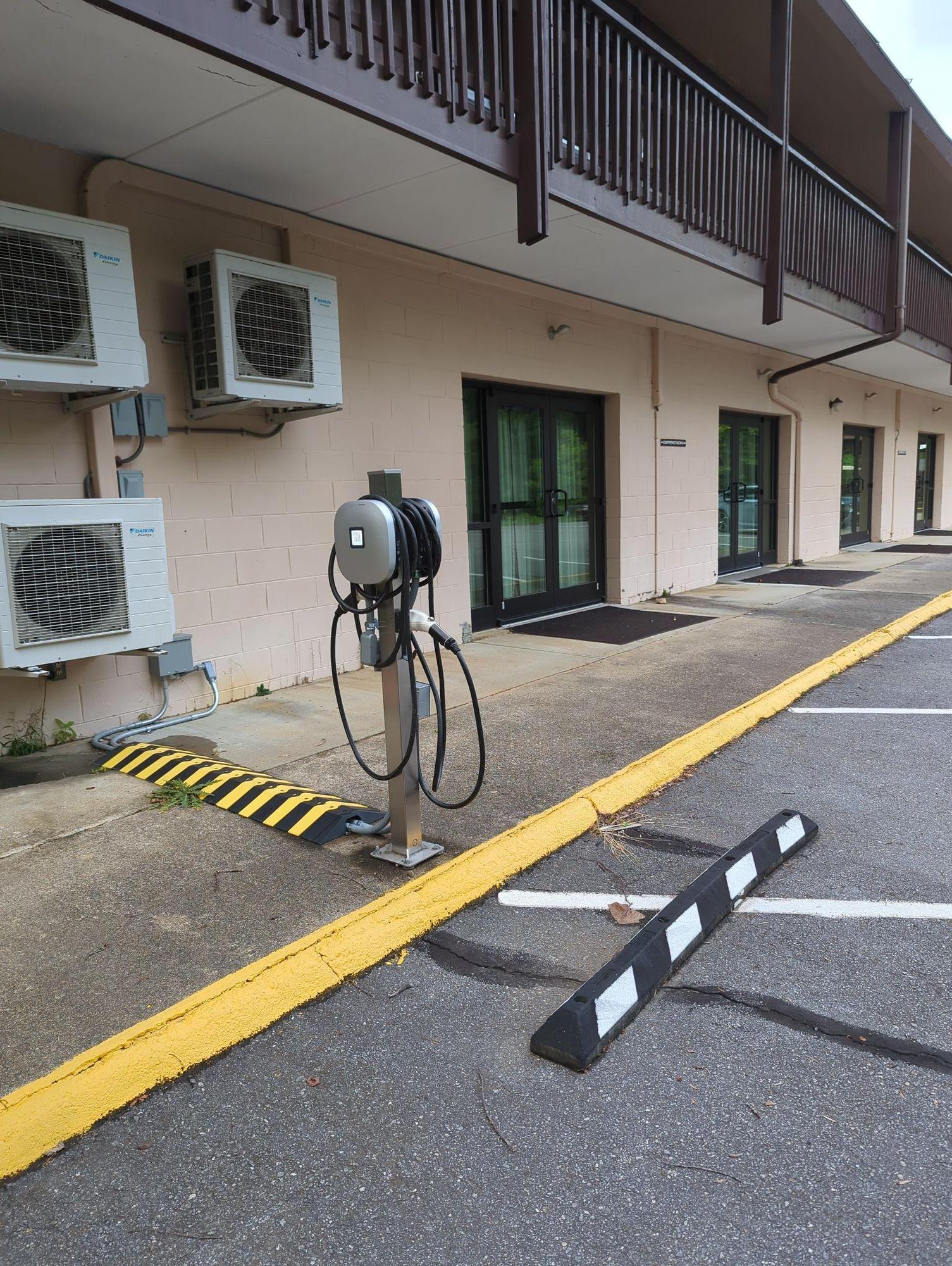 Christmount | Black Mountain, NC | EV Station