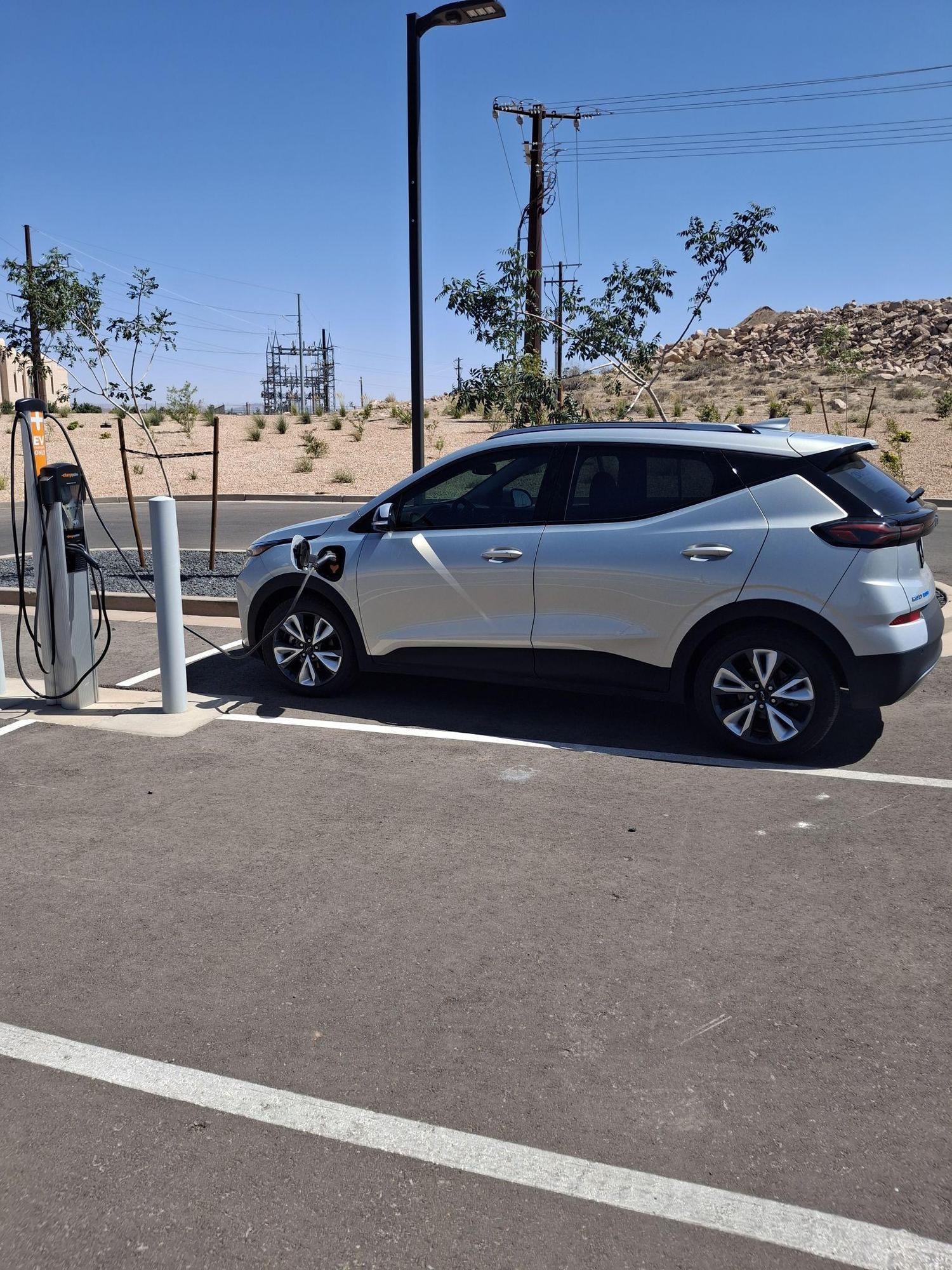 1350 S 3000 E | St. George, UT | EV Station
