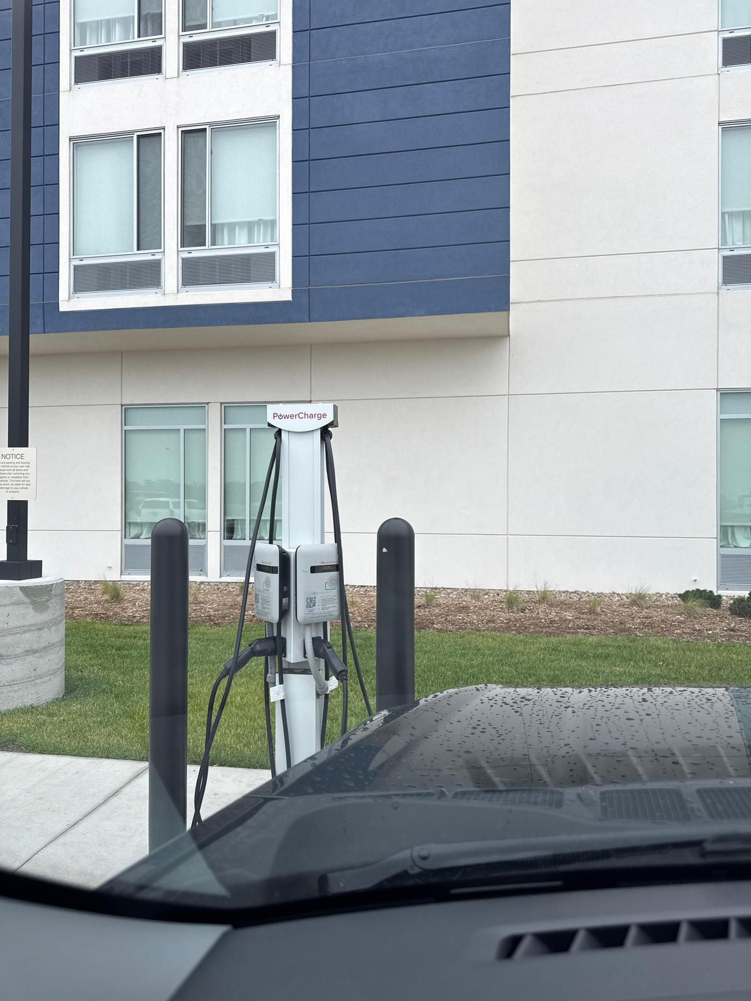 SpringHill Suites Grand Island - New Build | Grand Island, NE | EV Station